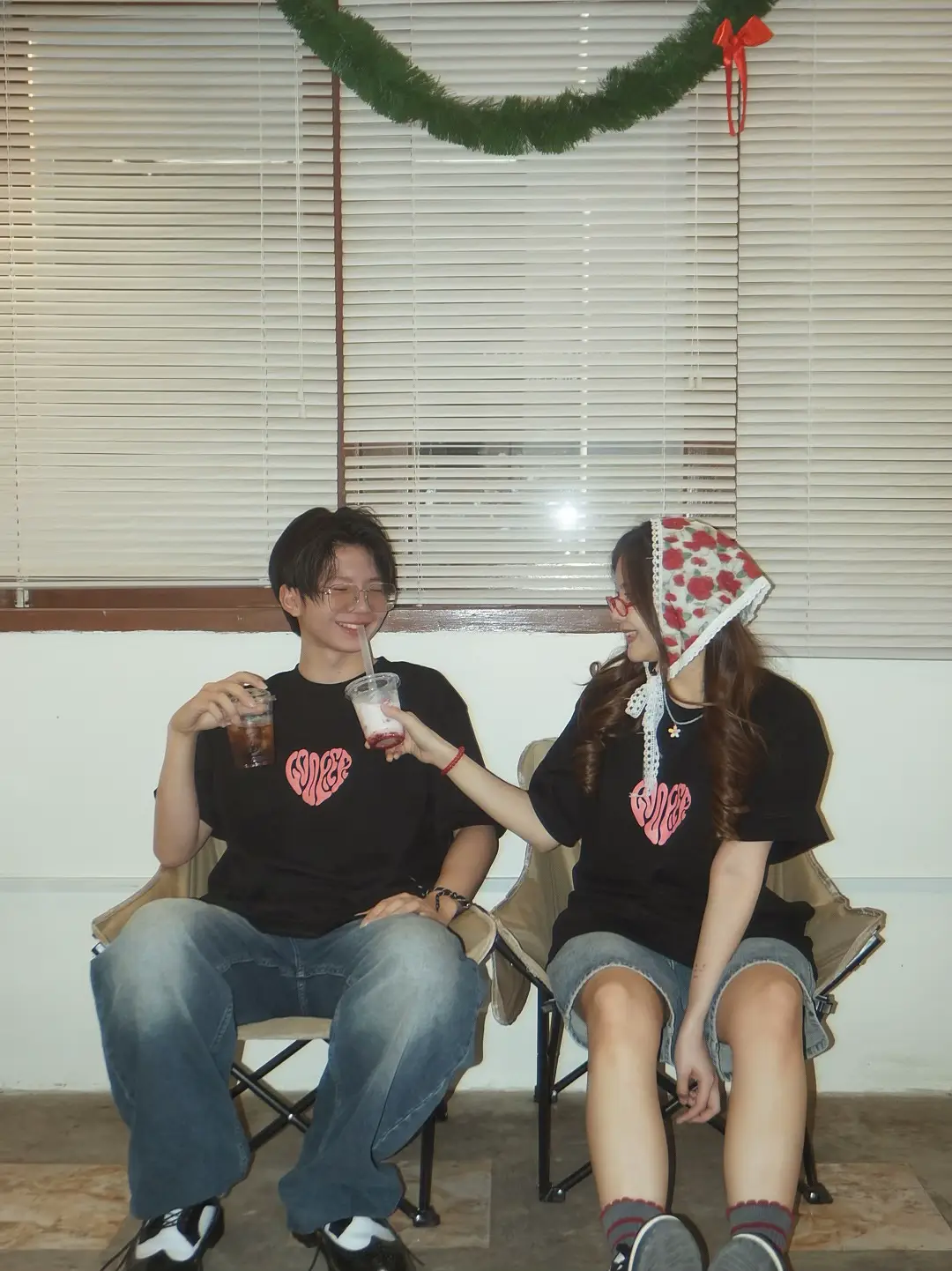 Box set เสื้อคู่ สุดเก๋ เท่ ชิคๆ 😎🤟 | แกลเลอรีที่โพสต์โดย Paranee | Lemon8