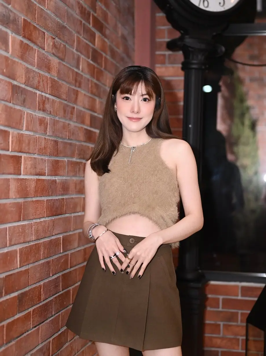 แต่งตัวงบ"หลักพัน | แกลเลอรีที่โพสต์โดย C.CHU | Lemon8