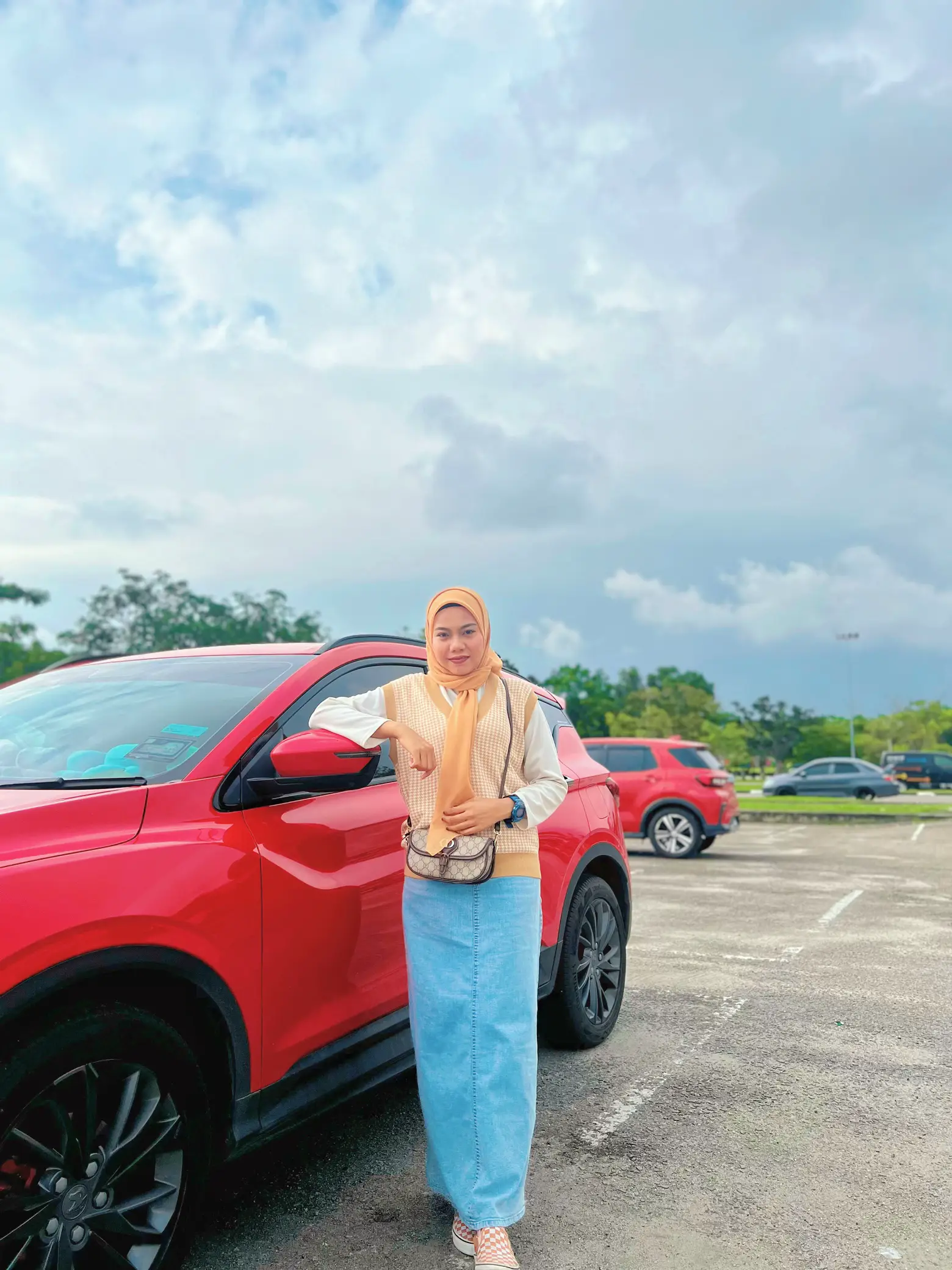 simple outfit … | Galeri disiarkan oleh Roshima Shima | Lemon8