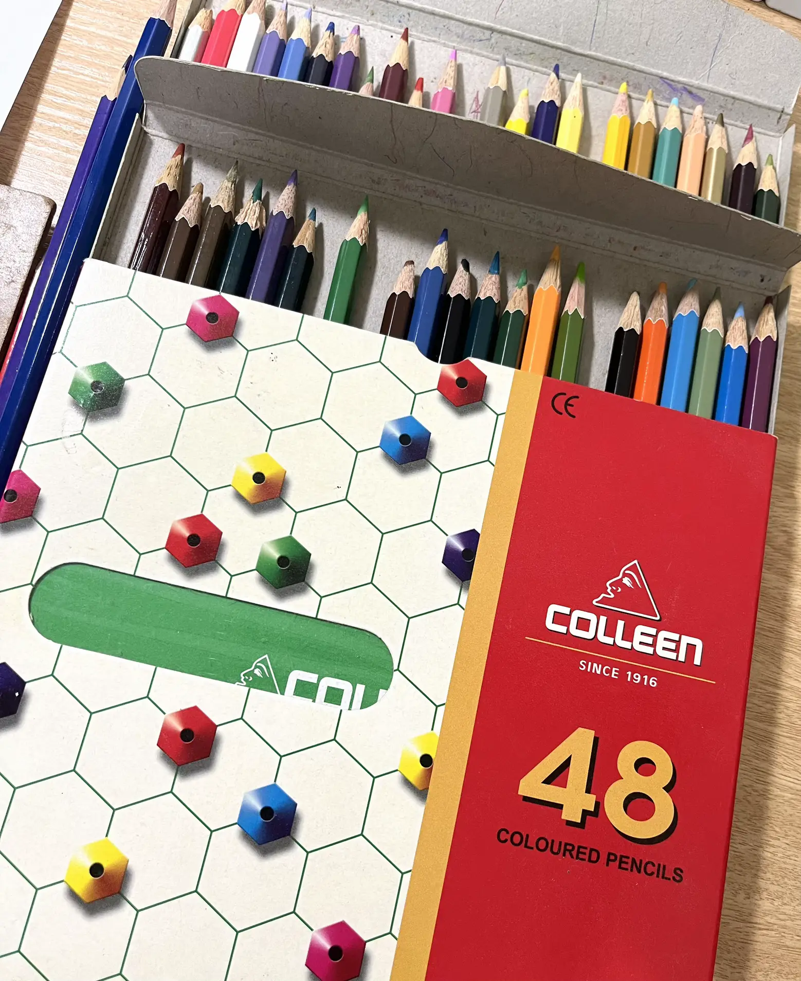 วาดรูปโบว์ด้วยสีไม้ | แกลเลอรีที่โพสต์โดย Khun Pack | Lemon8