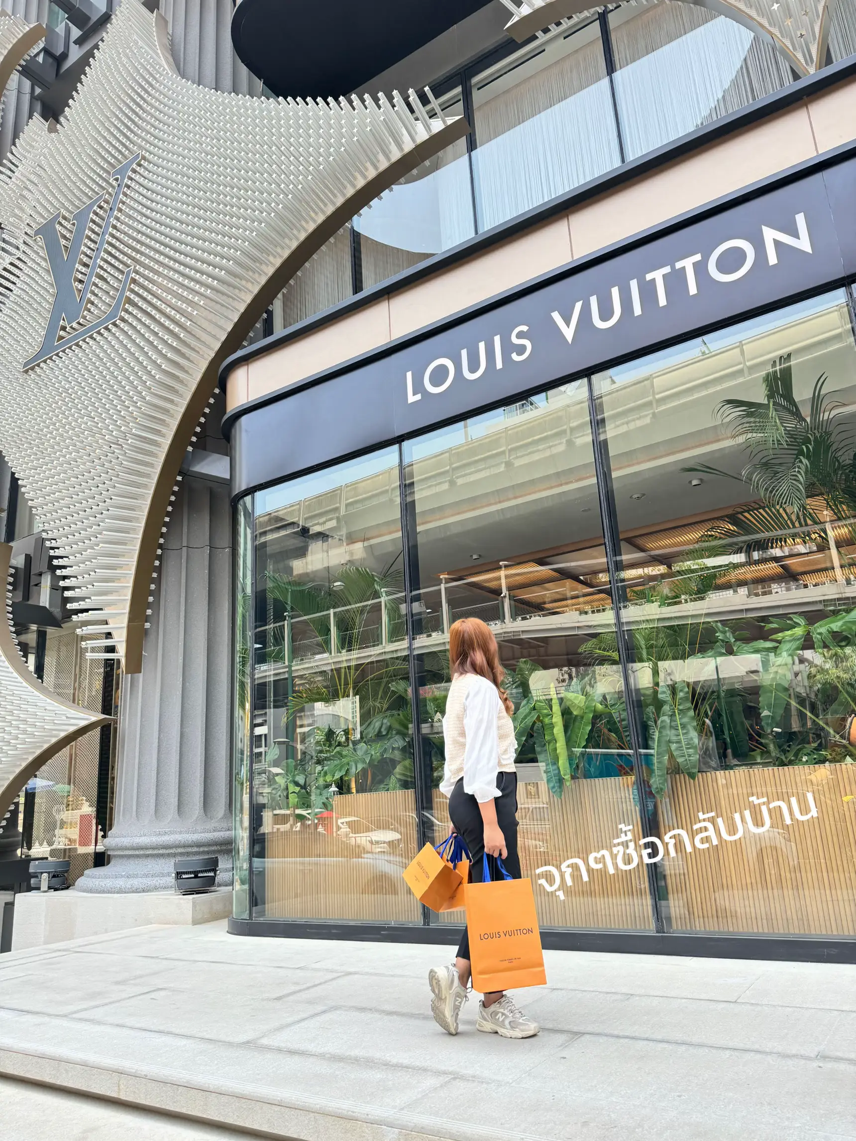 พาส่อง LE CAFE แบบ TAKE AWAY บวกป้ายยาได้ถุงหลุยส์ | แกลเลอรีที่โพสต์โดย Noff WC | Lemon8