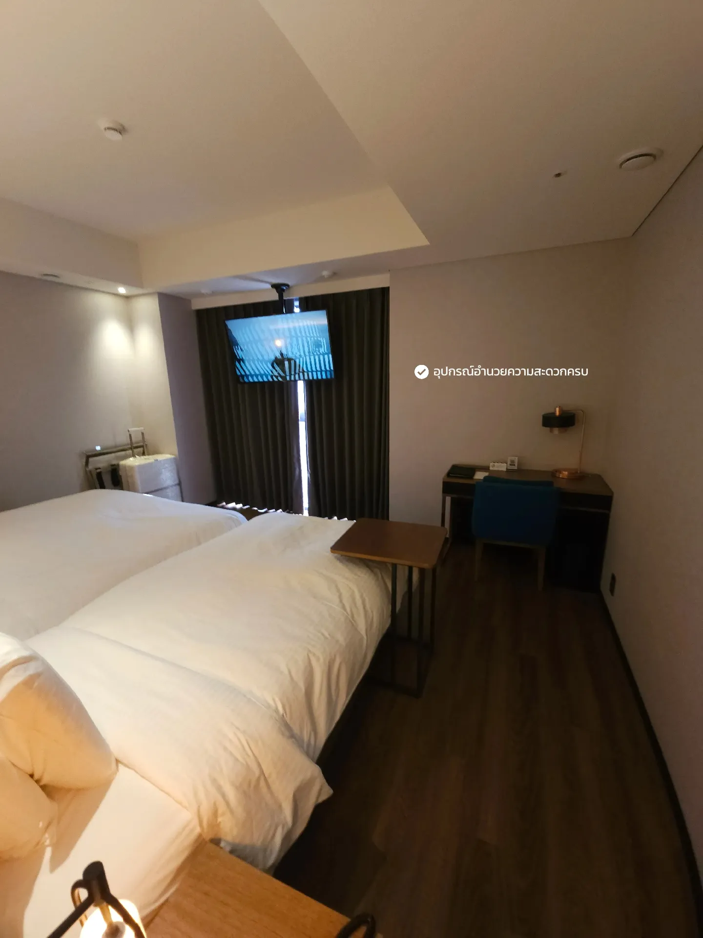 รีวิวรถบัสสนามบินอินชอน-ฮงแด 🚌 | วิดีโอที่เผยแพร่โดย CHAAIM🌎 | Lemon8