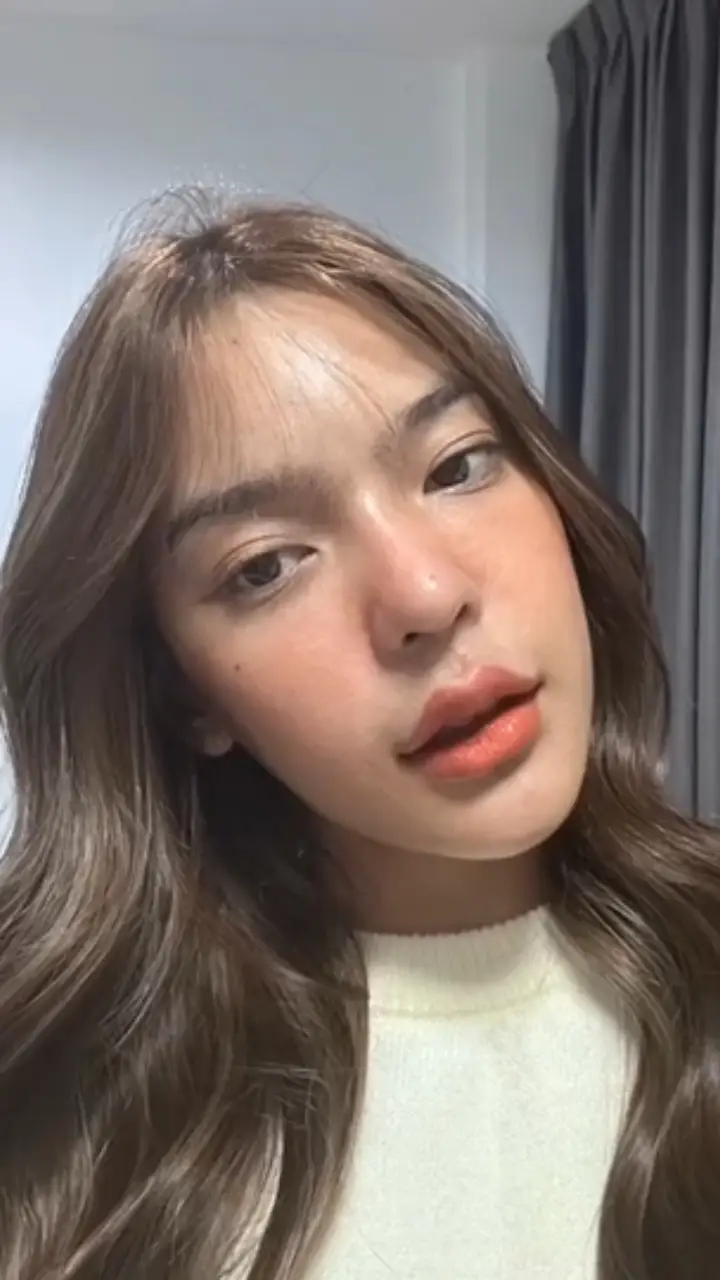 รีวิวลิปสติก 💄ชื่อสี/แบรนด์: | วิดีโอที่เผยแพร่โดย noinaaa | Lemon8