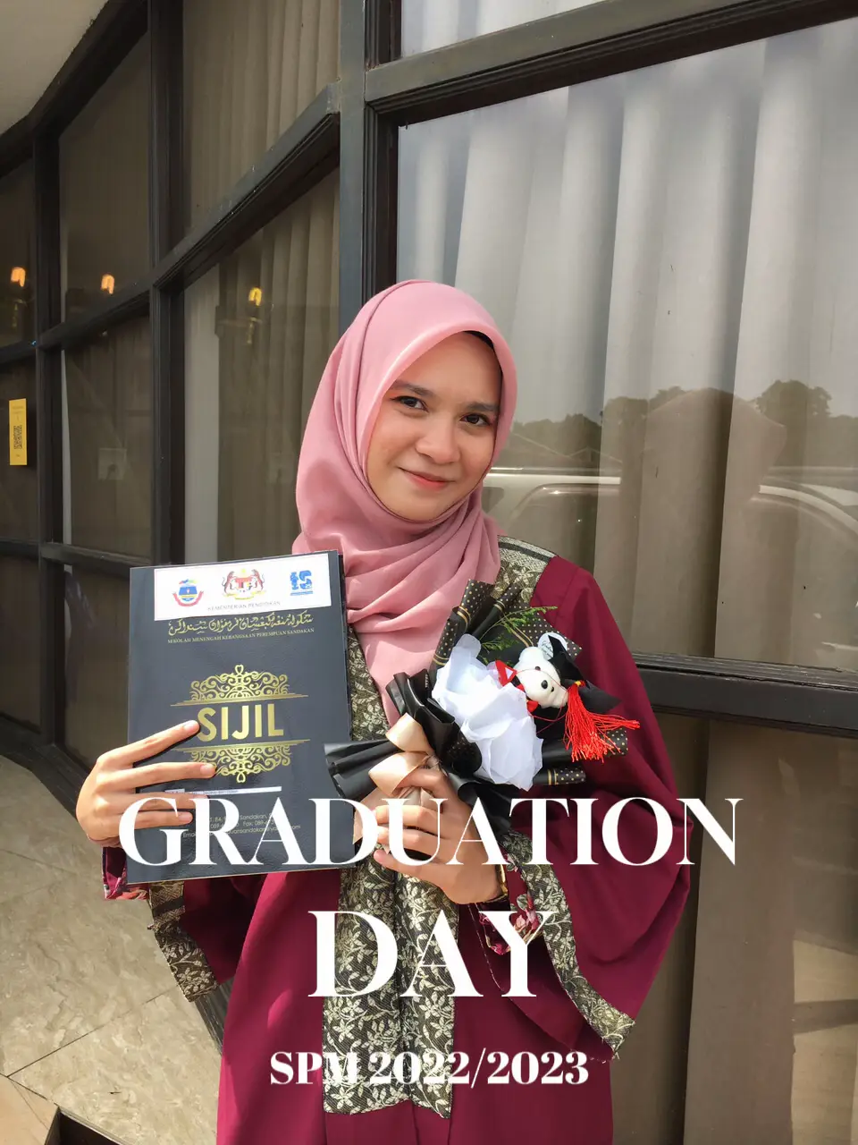 my graduation day (SPM 2022/2023) | Galeri disiarkan oleh ♡ur.syna♡ | Lemon8