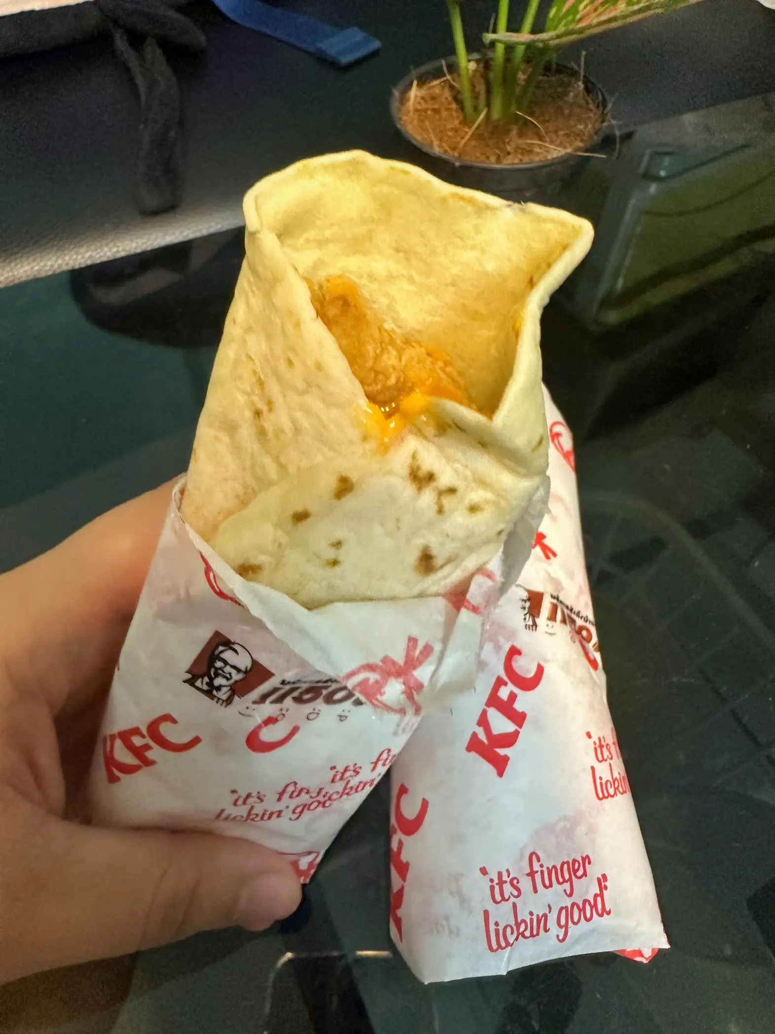 ชิค แอนด์ โรล KFC | แกลเลอรีที่โพสต์โดย PG_Review | Lemon8