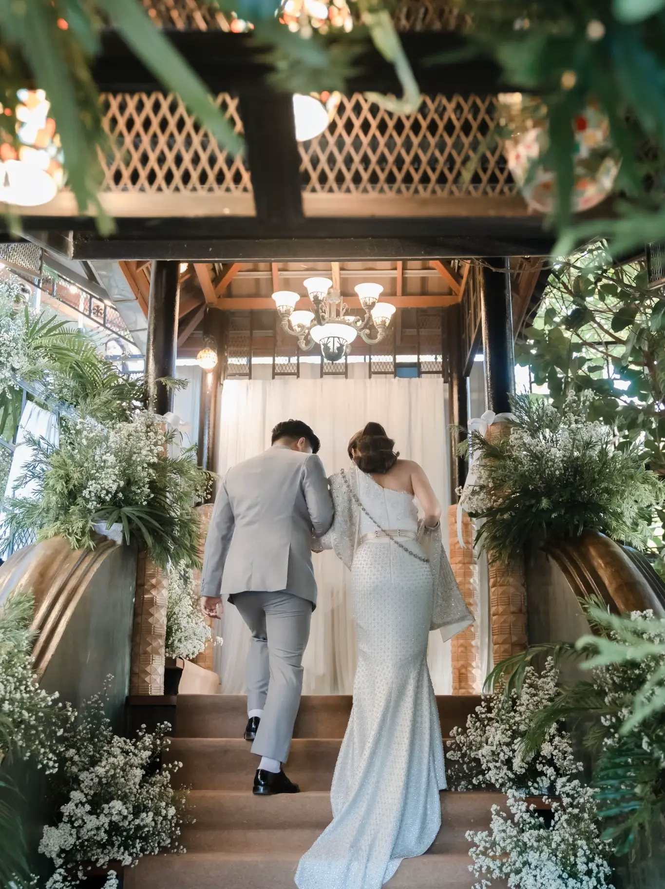 เปลี่ยนบ้านให้เป็นสถานที่จัดงานแต่ง | แกลเลอรีที่โพสต์โดย Pubpabstudio | Lemon8