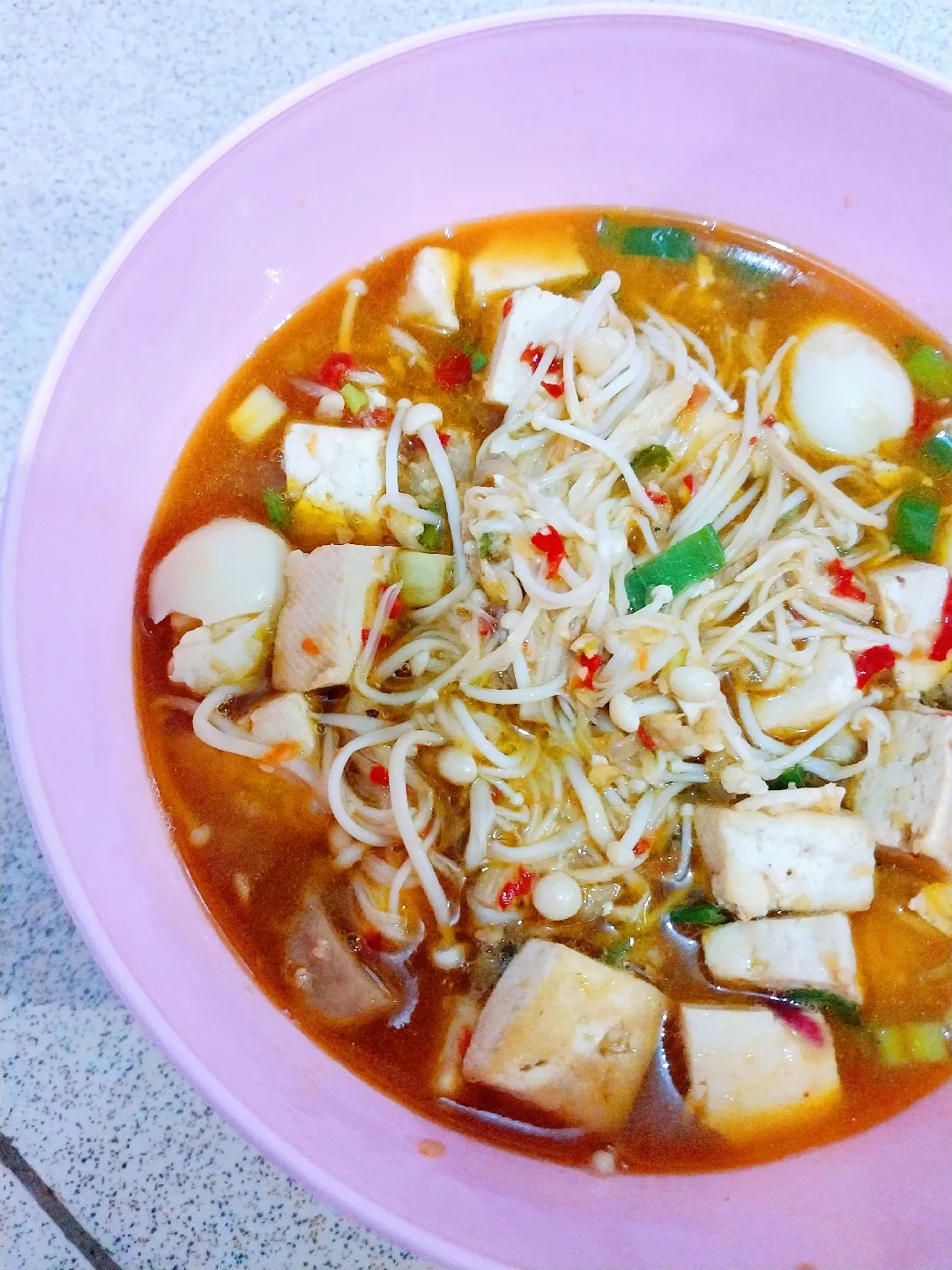 Jamur Enoki Kuah Simple | Galeri diposting oleh sagitarius | Lemon8