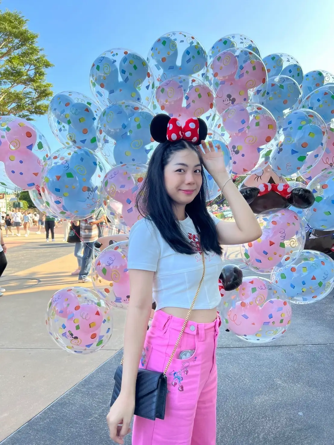 Disneyland hongkong | แกลเลอรีที่โพสต์โดย aomchuti | Lemon8