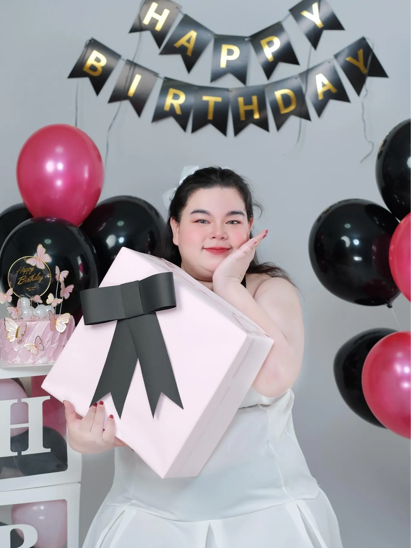 รีวิวสตูดิโอถ่ายรูปที่ครบจบในงบ 3,xxx.- | แกลเลอรีที่โพสต์โดย นิยมสุขรีวิว🔮 | Lemon8