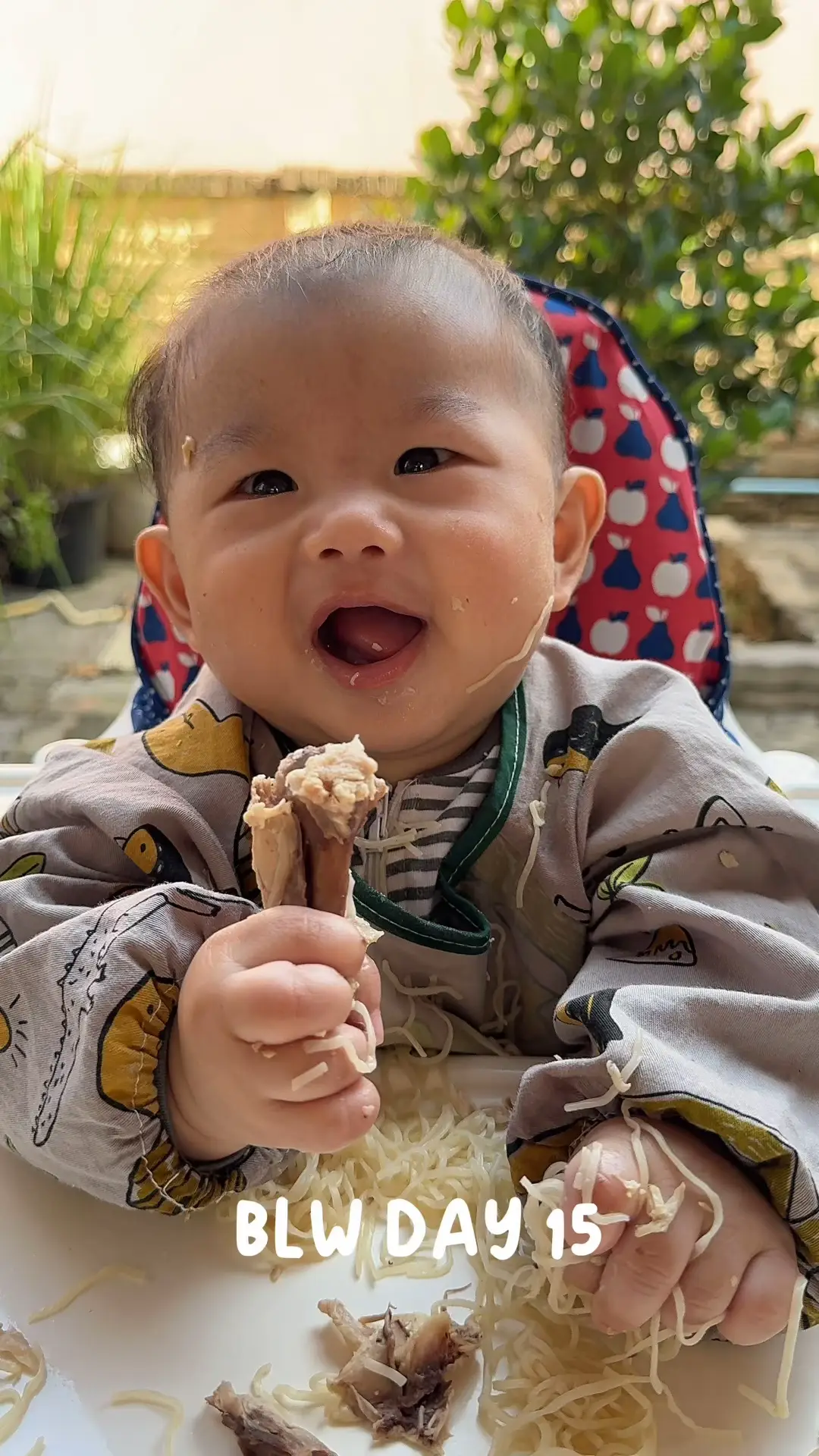BLW DAY 15 วัย 6 เดือน วันนี้เ | วิดีโอที่เผยแพร่โดย Warasis | Lemon8