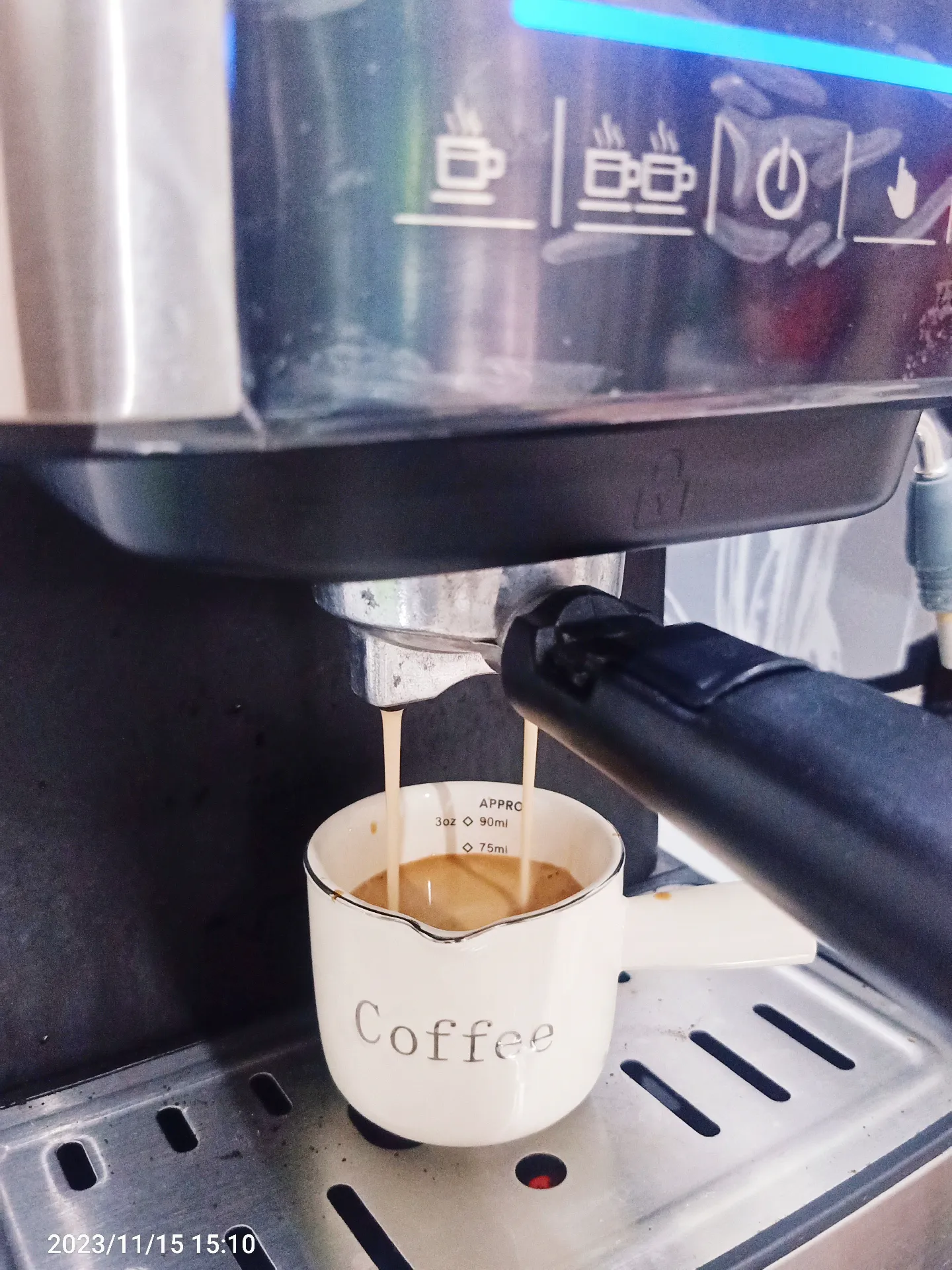 แก้วเอสเพรสโซ่มินิมอล | แกลเลอรีที่โพสต์โดย Naree janmo8888 | Lemon8