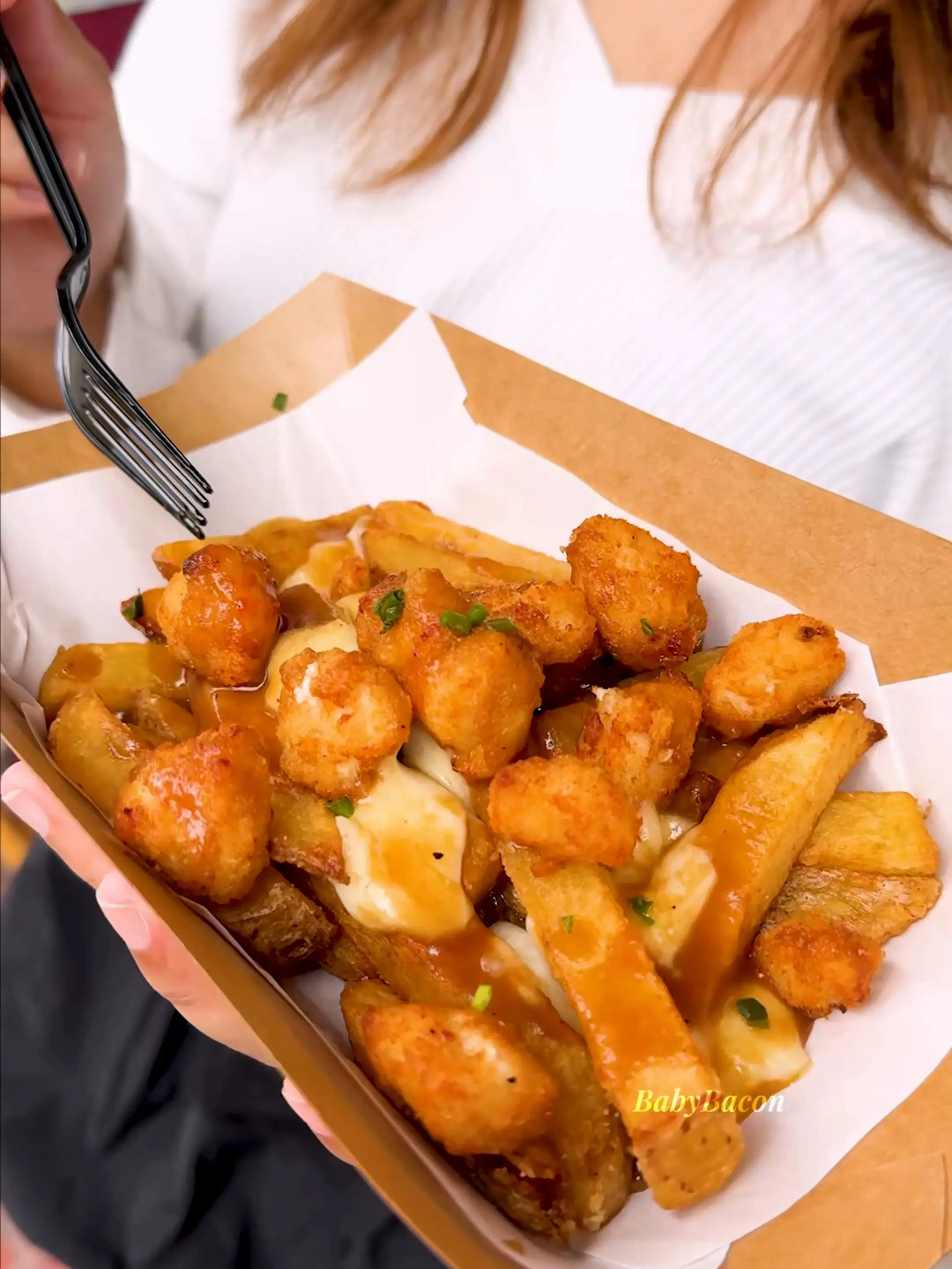 BAD POUTINE อาหารสไตล์แคนาดาย่านทรงวาด⭐️ | วิดีโอที่เผยแพร่โดย ...