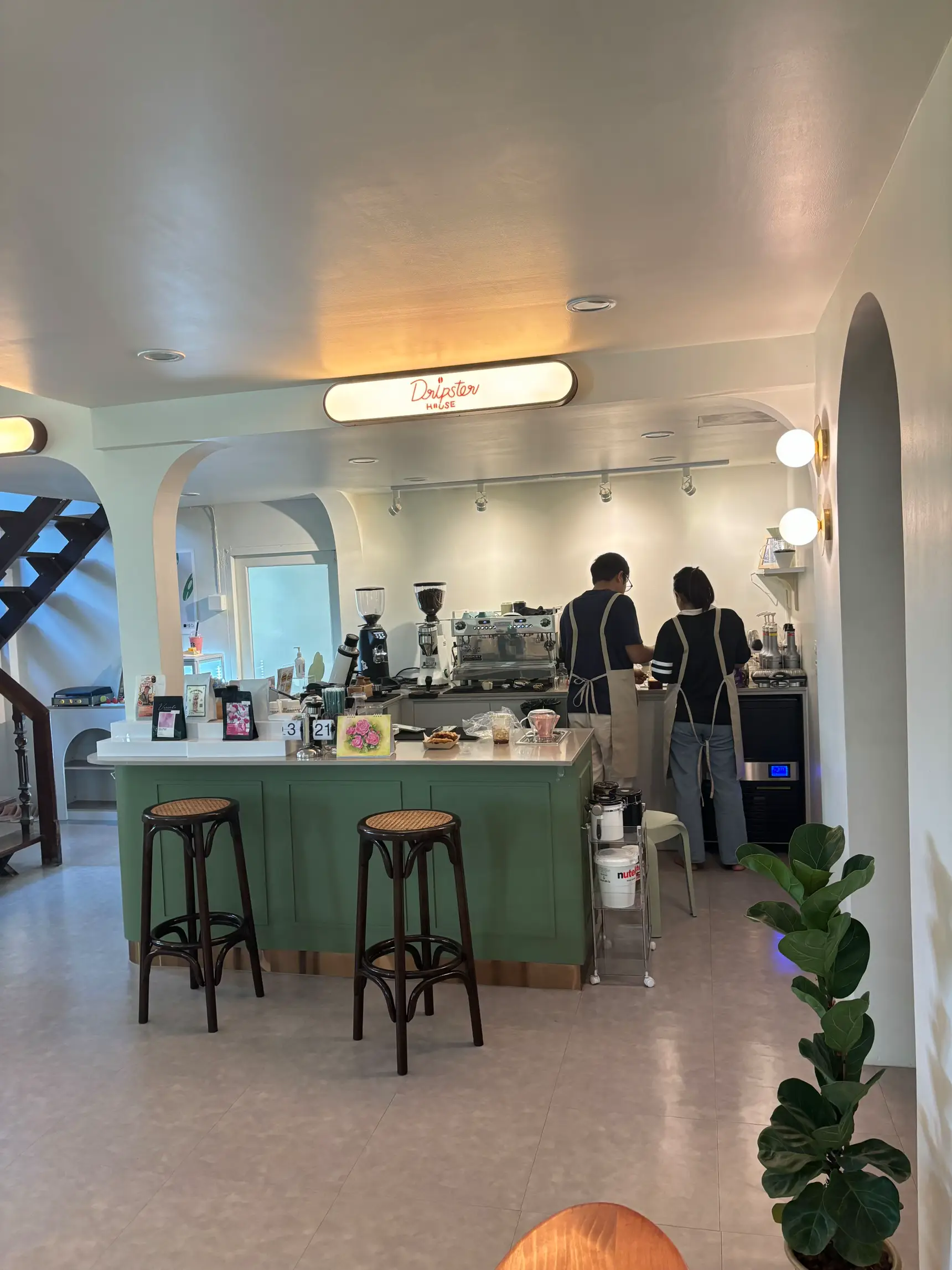 Dripster House cafe | แกลเลอรีที่โพสต์โดย Pixie | Lemon8