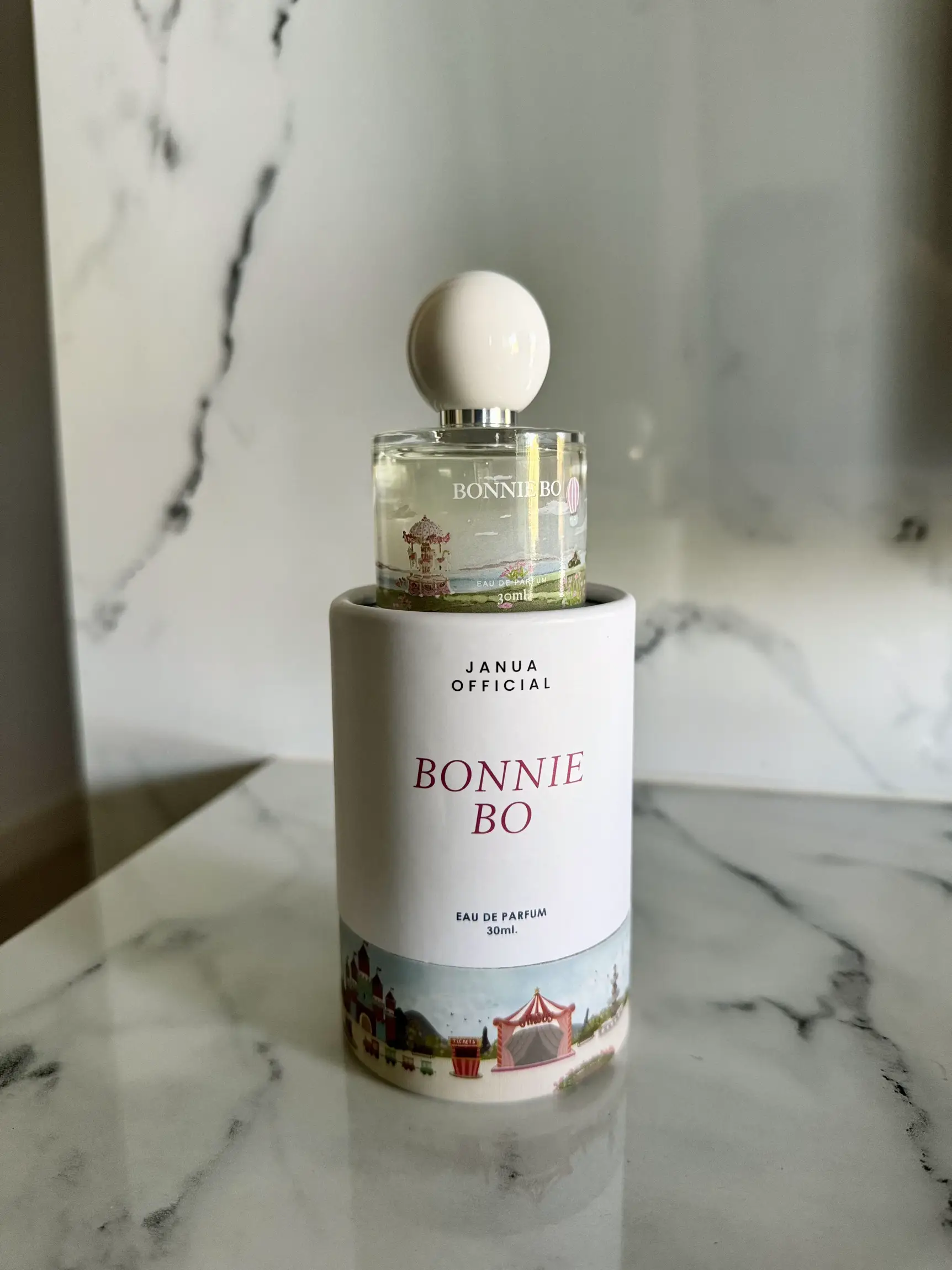 JANUA Bonnie Bo น้ำหอมกลิ่นลูกคุณ 😍 | แกลเลอรีที่โพสต์โดย 𝐇𝐀𝐓𝐀𝐈 | Lemon8