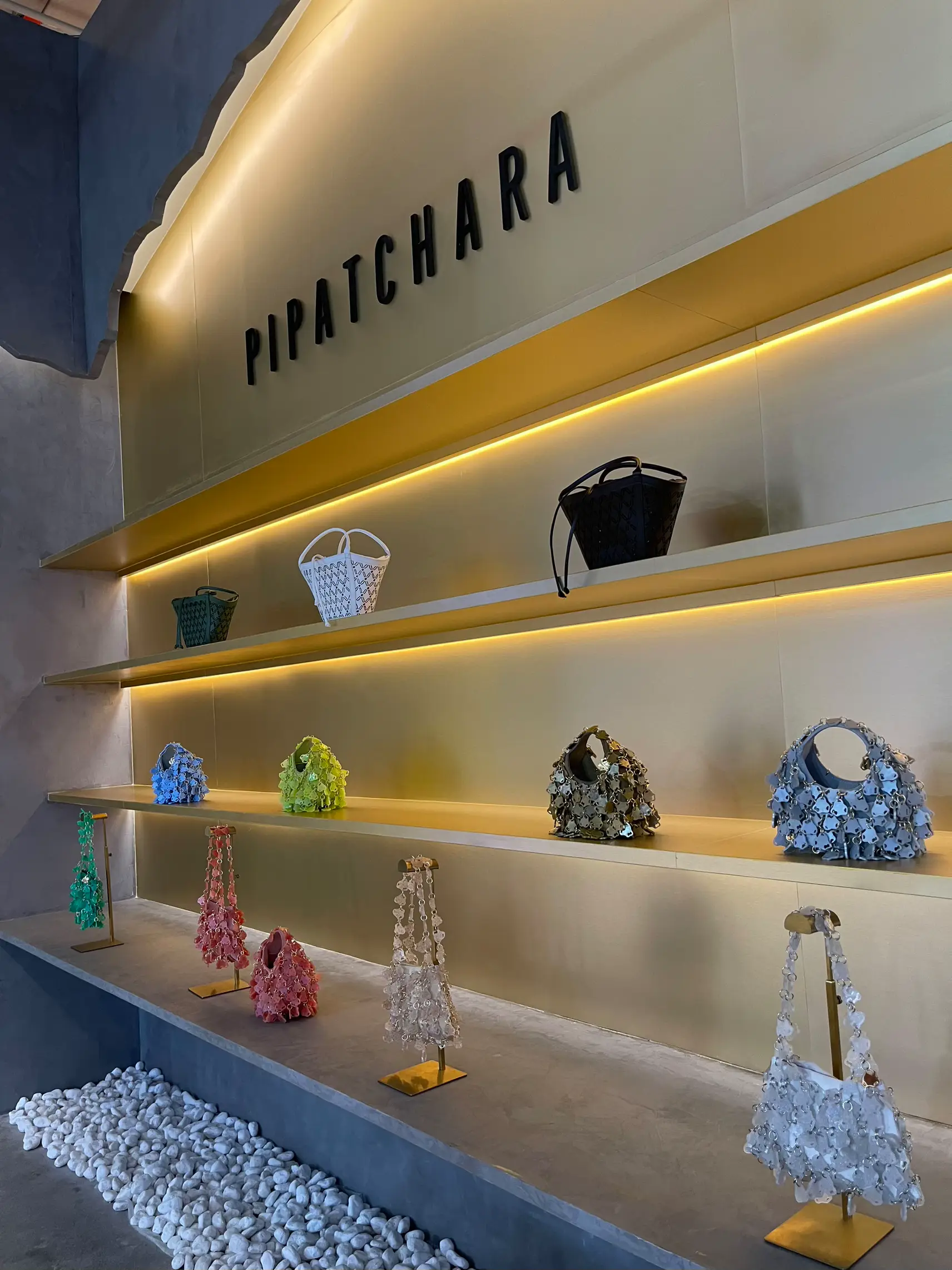 สร้อยข้อมือ Pipatchara📿 สวยไม่ซ้ำใคร💖 | แกลเลอรีที่โพสต์โดย Aiko🌷 | Lemon8