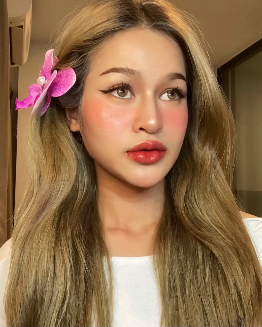 แต่งหน้ากันค้าา | แกลเลอรีที่โพสต์โดย giineskhing | Lemon8