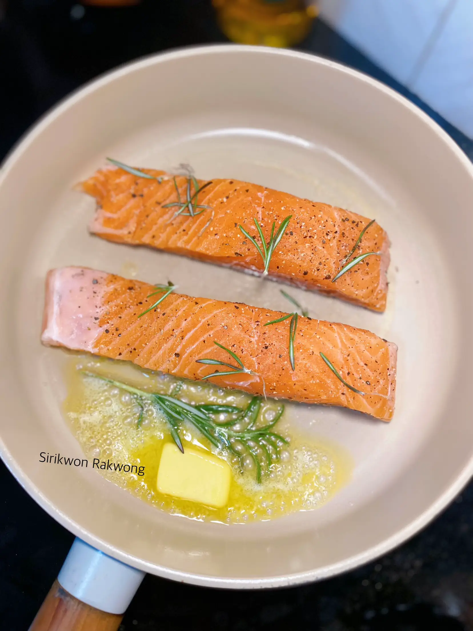 สปาเกตตี้ครีมซอสแซลม่อนสเต็ก | แกลเลอรีที่โพสต์โดย Cookedby.kwon | Lemon8