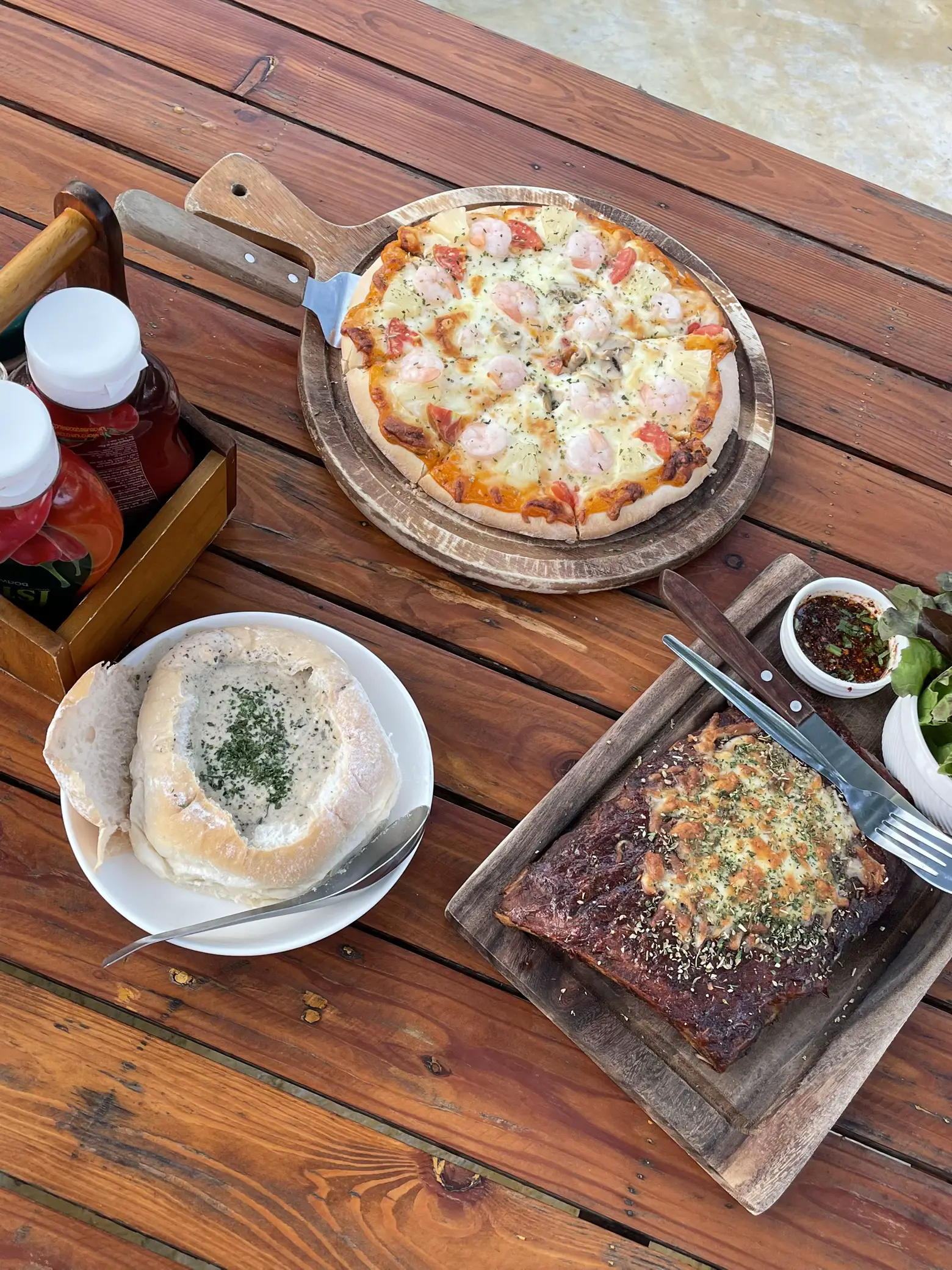 คาเฟ่ฮีลใจ ในวันที่เหนื่อย The Pine Cafe บ้านบึง ชลบุรี🍵🌲🍂🍃🍀 | แกลเลอรีที่โพสต์โดย Nnooknty🫶 ...