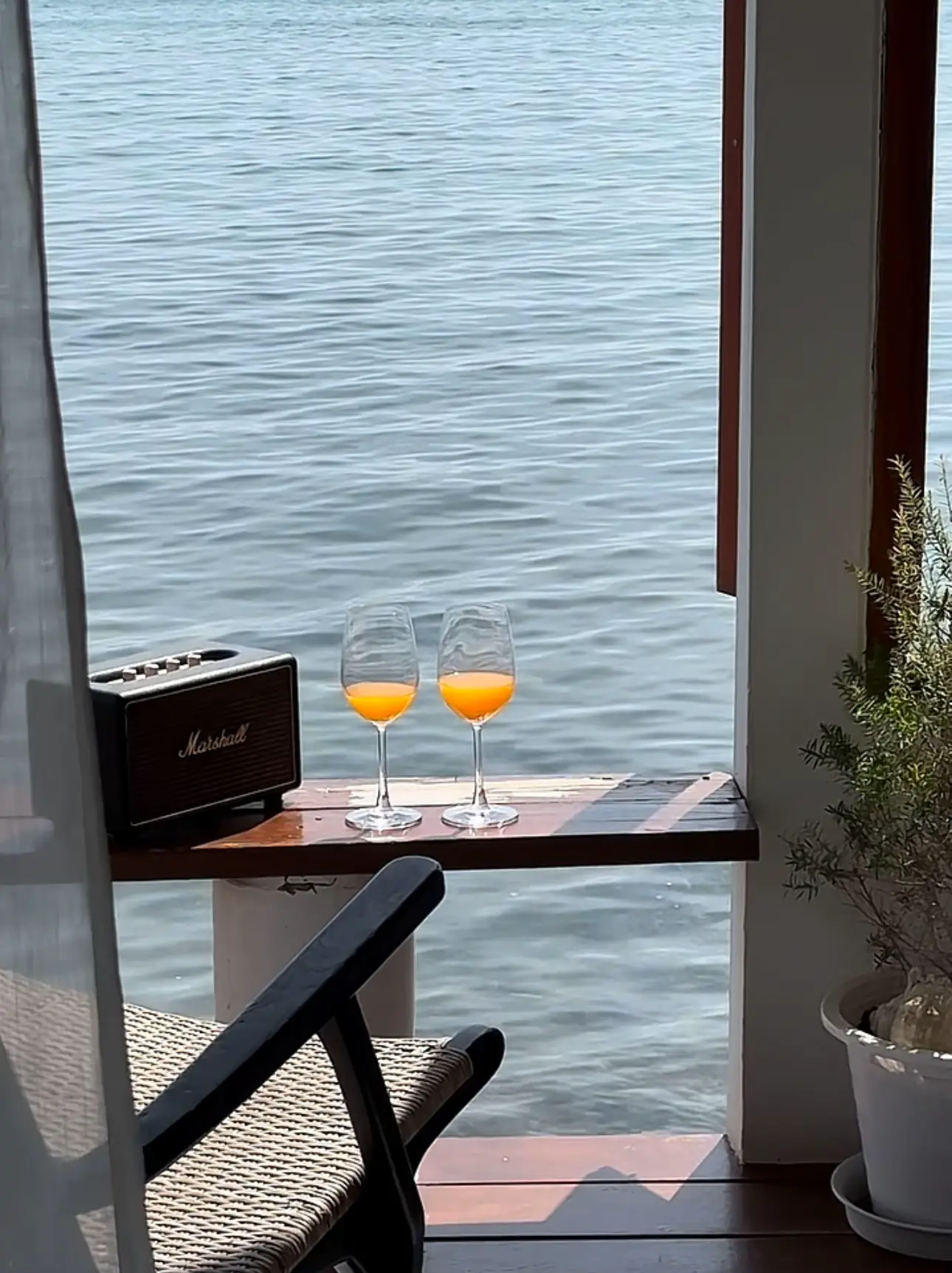 Radda sea house ที่พักเกาะล้านติดทะเล วิวหลักร้อยล้านนนน 🏝🌅 | แกลเลอรี ...