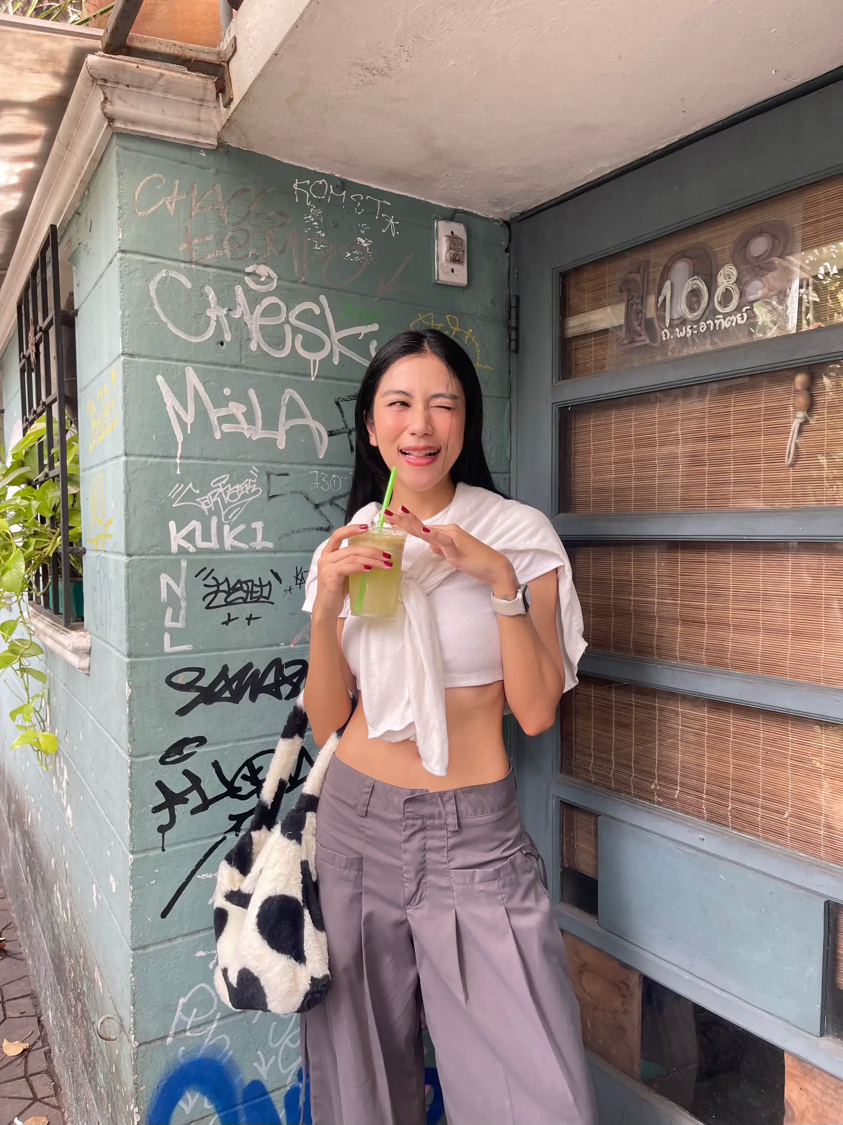 ร้านน้ำผลไม้ที่จริงใจ 🍍 fresh juices | แกลเลอรีที่โพสต์โดย Sawan | Lemon8