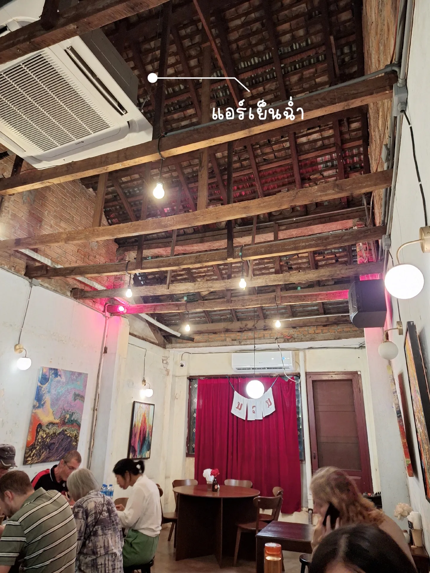 ร้านลับ " วังเวียง " นั่งชิล 🍻 | แกลเลอรีที่โพสต์โดย CHII Ra | Lemon8