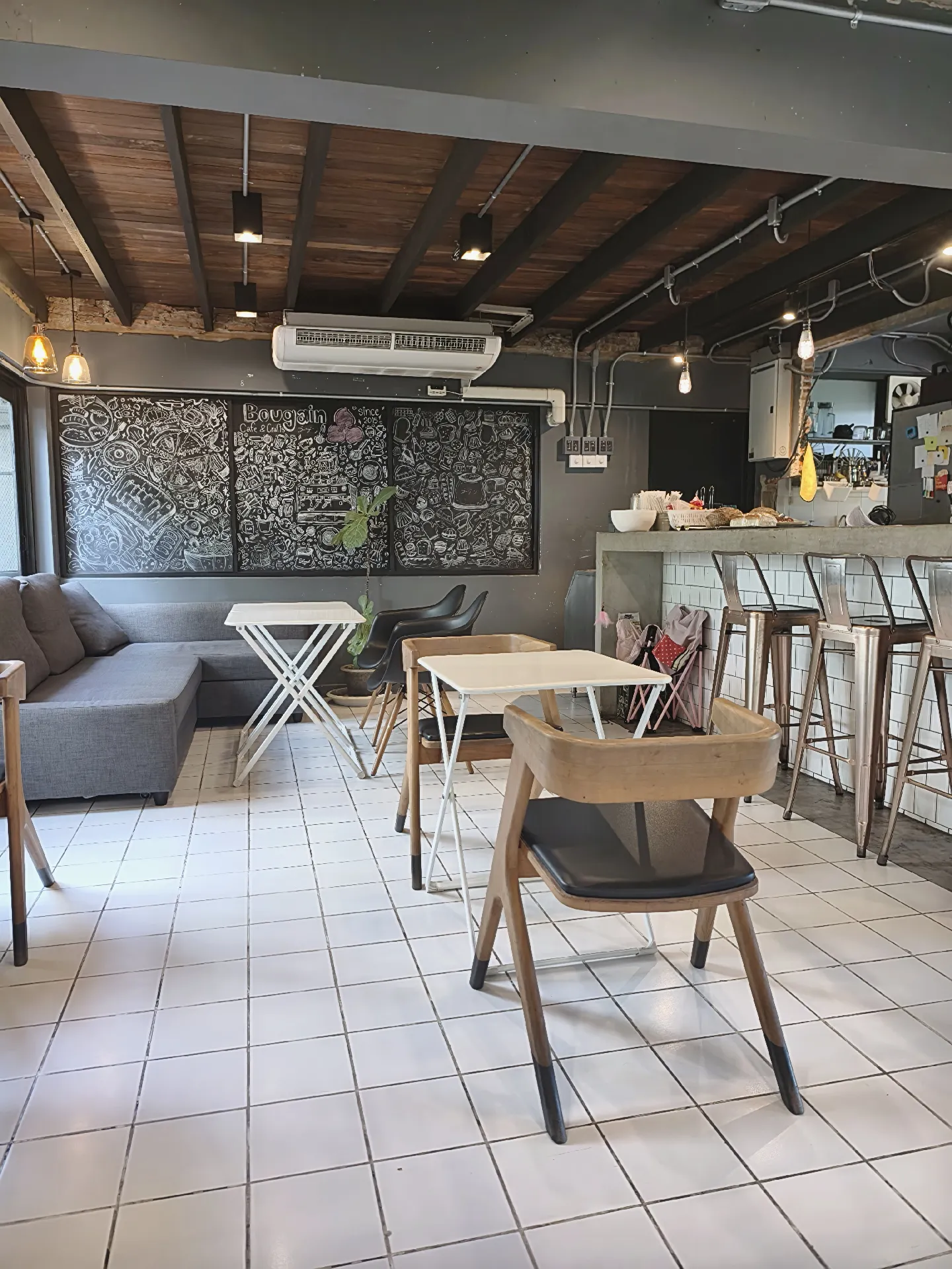 Bougain Cafe & Craft คาเฟ่ย่านสำโรง | แกลเลอรีที่โพสต์โดย Ployz꒰ᐢ•༚•ᐢ⑅꒱ | Lemon8