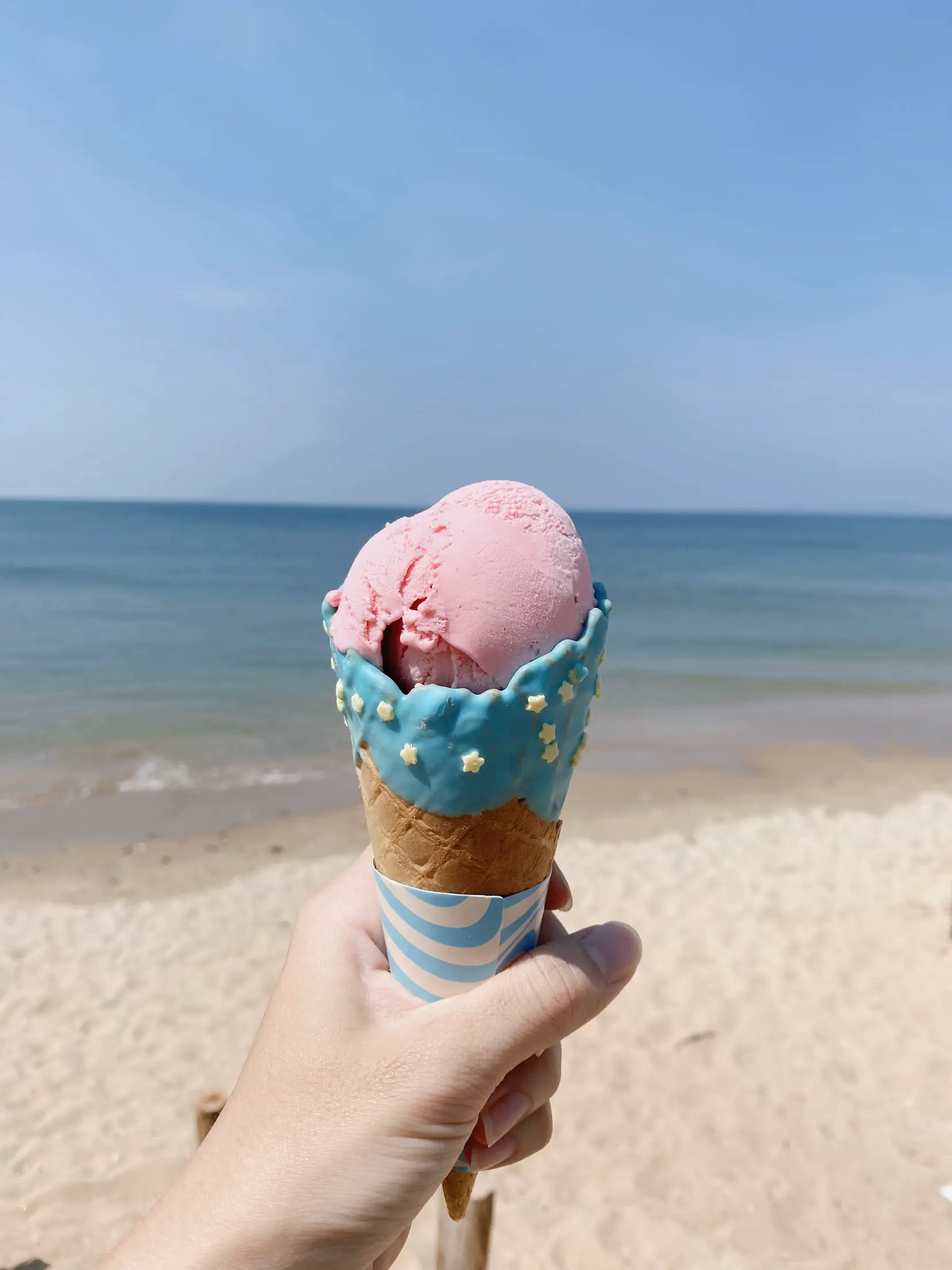 ไปเที่ยวพัทยากันเถอะ🏝 🥰 | แกลเลอรีที่โพสต์โดย Mint.Charm🪐 | Lemon8