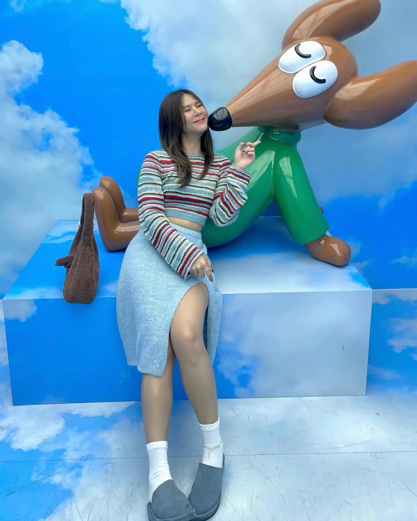 พามาเที่ยวนิทรรศการ”Yesterday Wednesday Tomorrow“ 🐶 | แกลเลอรีที่โพสต์ ...