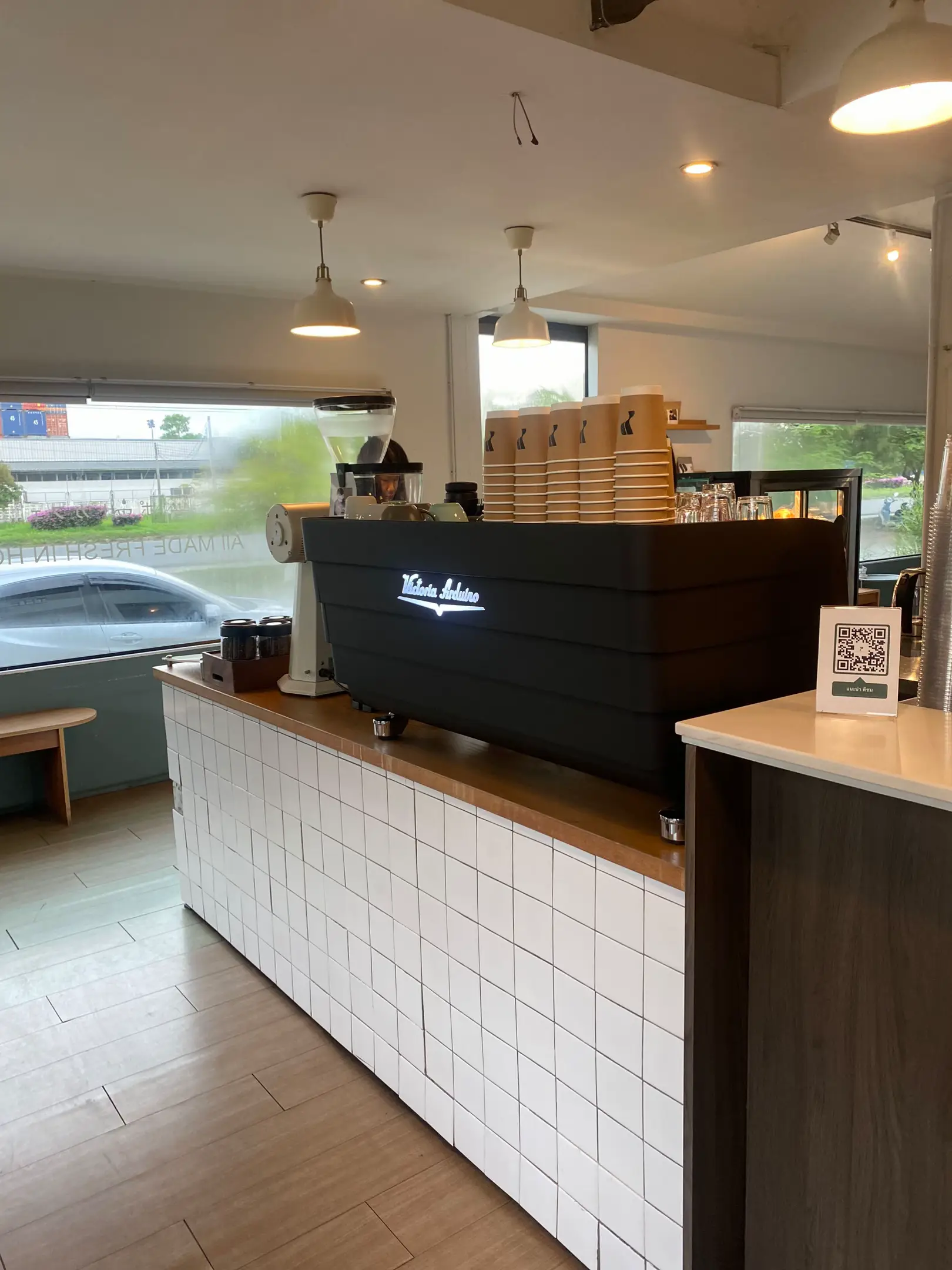 The Port Cafe | คาเฟ่ท่าเรือแหลมฉบัง ☕️⛴️💫 | แกลเลอรีที่โพสต์โดย ...