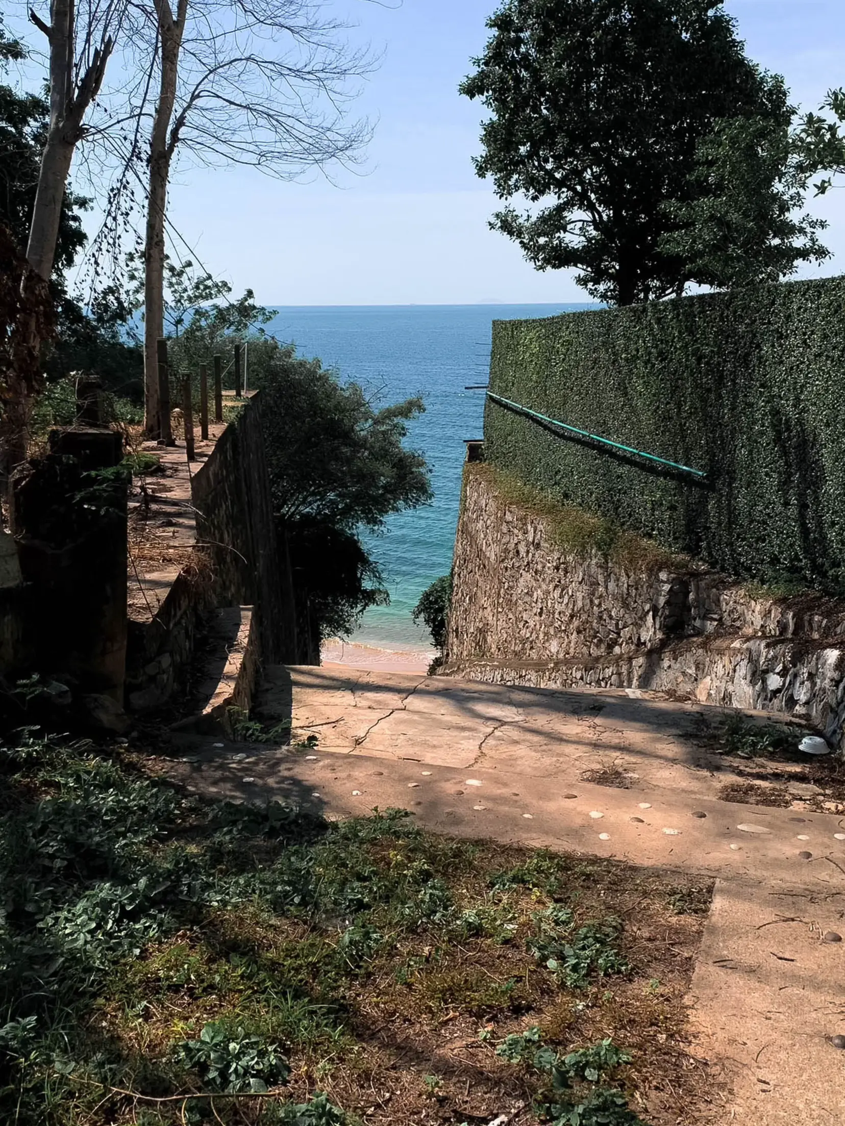 หาดลับนาจอมเทียนที่วันหยุดไม่มีคนเลย 🌊💖 | แกลเลอรีที่โพสต์โดย Nivarin ...