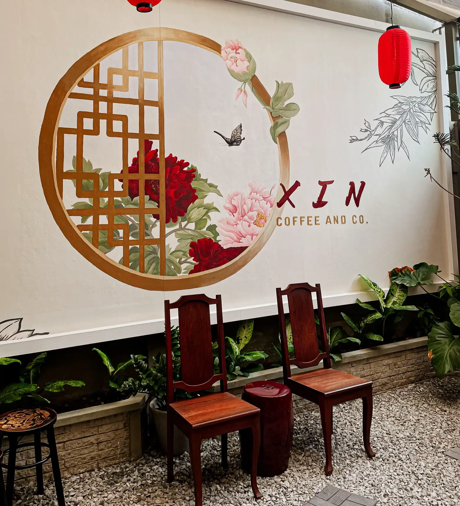 คาเฟ่ย่านตลาดนาเกลือ XIN COFFEE AND CO. | แกลเลอรีที่โพสต์โดย Lazy Person | Lemon8