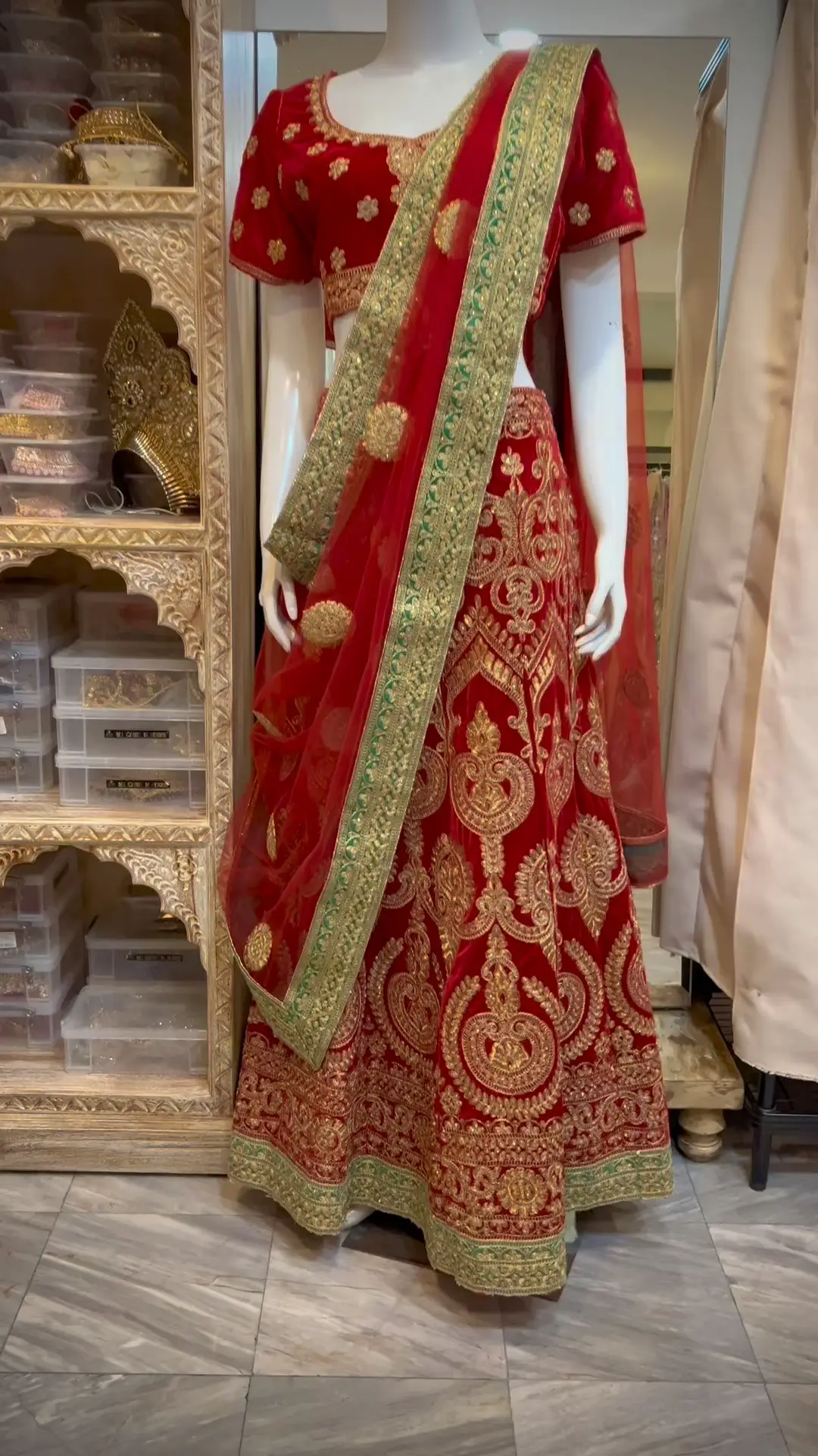 Asoka Makeup Trend : Indian dress | วิดีโอที่เผยแพร่โดย Pinyaar | Lemon8