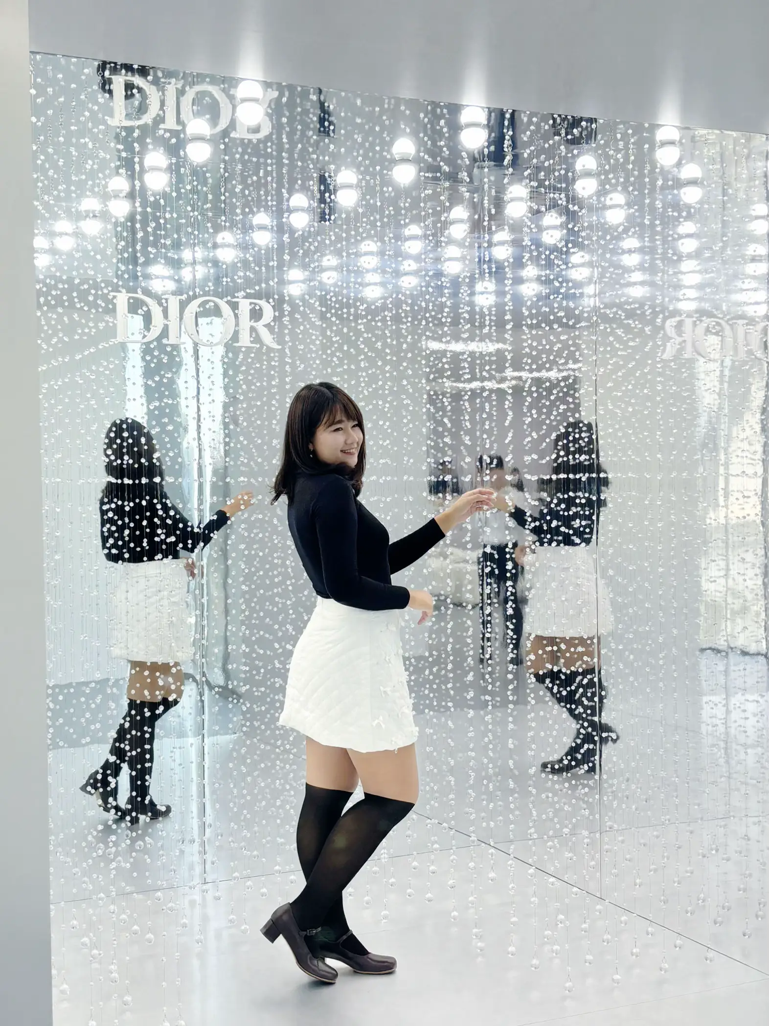 ออกงานอีเวนต์ครั้งแรกกับงาน DIOR CAPTURE EVENT | แกลเลอรีที่โพสต์โดย ...