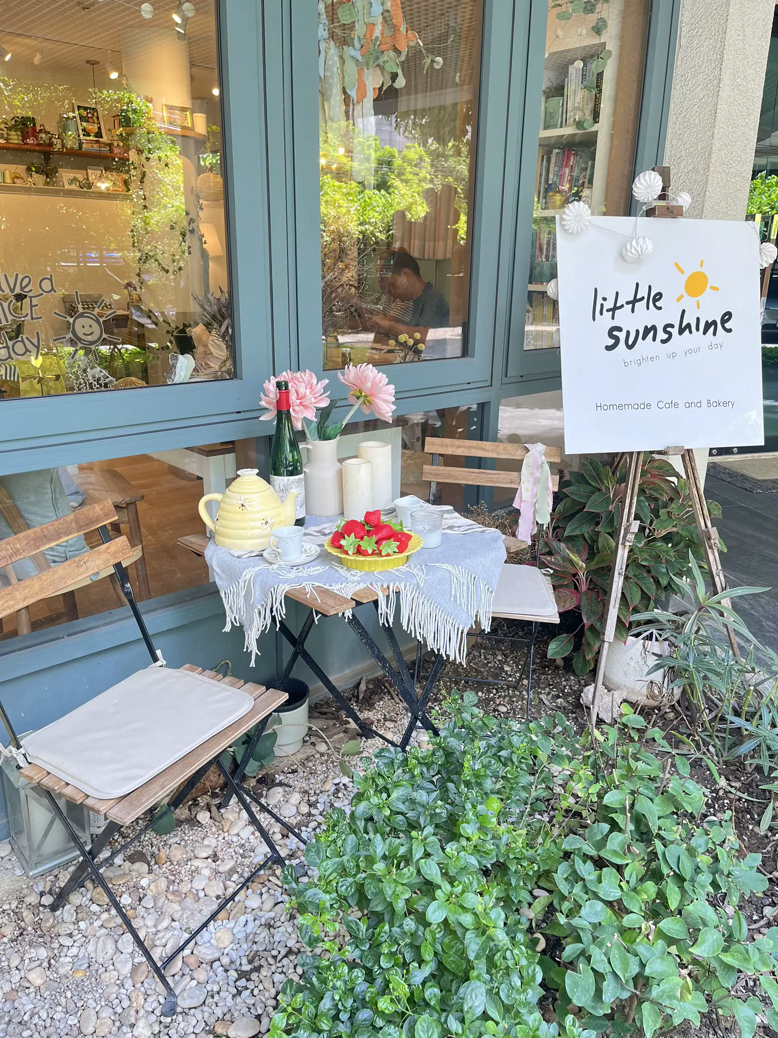 Little Sunshine Cafe อยากไปซำ้อีก | แกลเลอรีที่โพสต์โดย Dollymixx | Lemon8