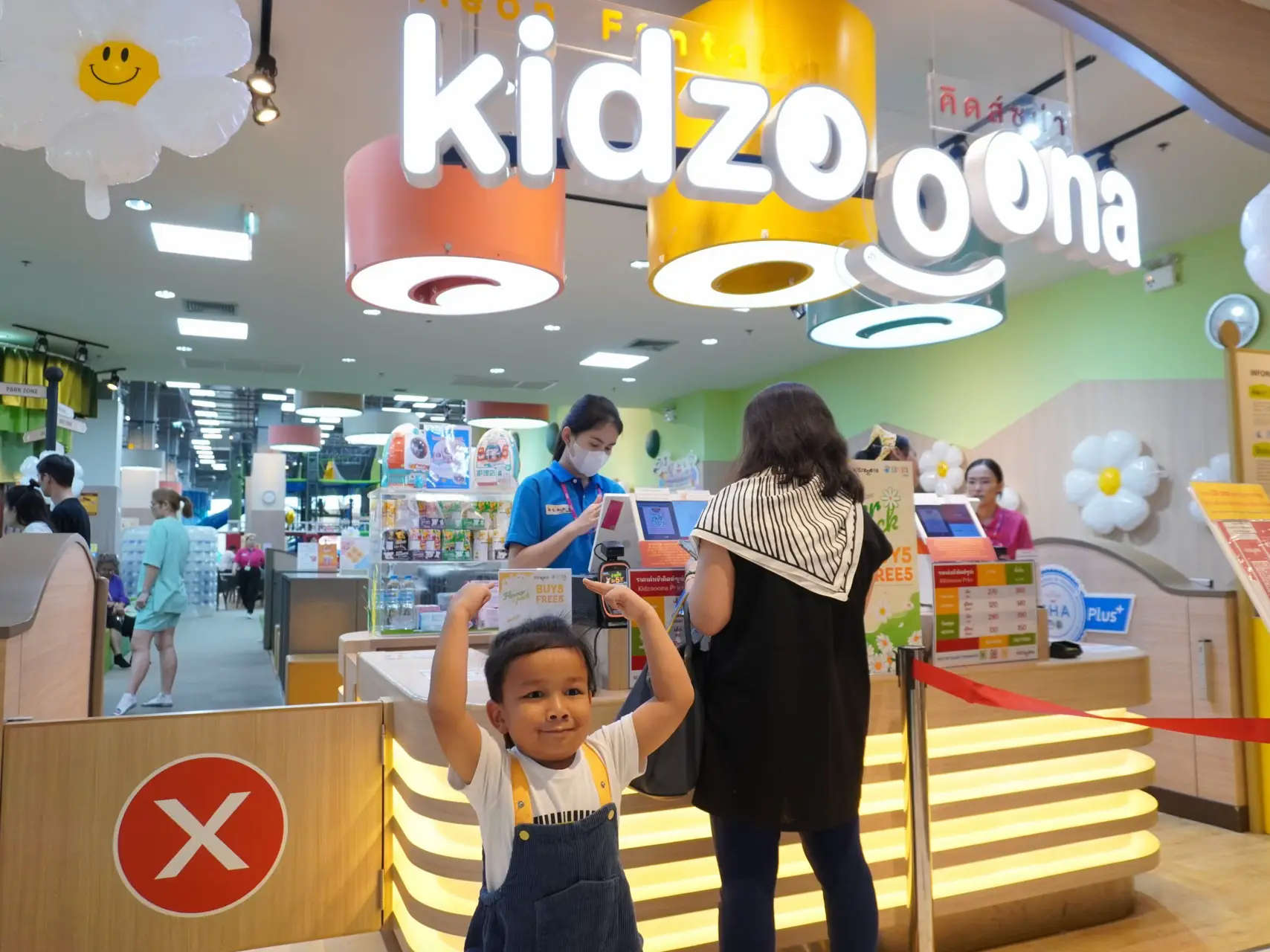 รีวิวสนามเด็กเล่นในร่ม Kidzooona Thailand 😍 | แกลเลอรีที่โพสต์โดย ...