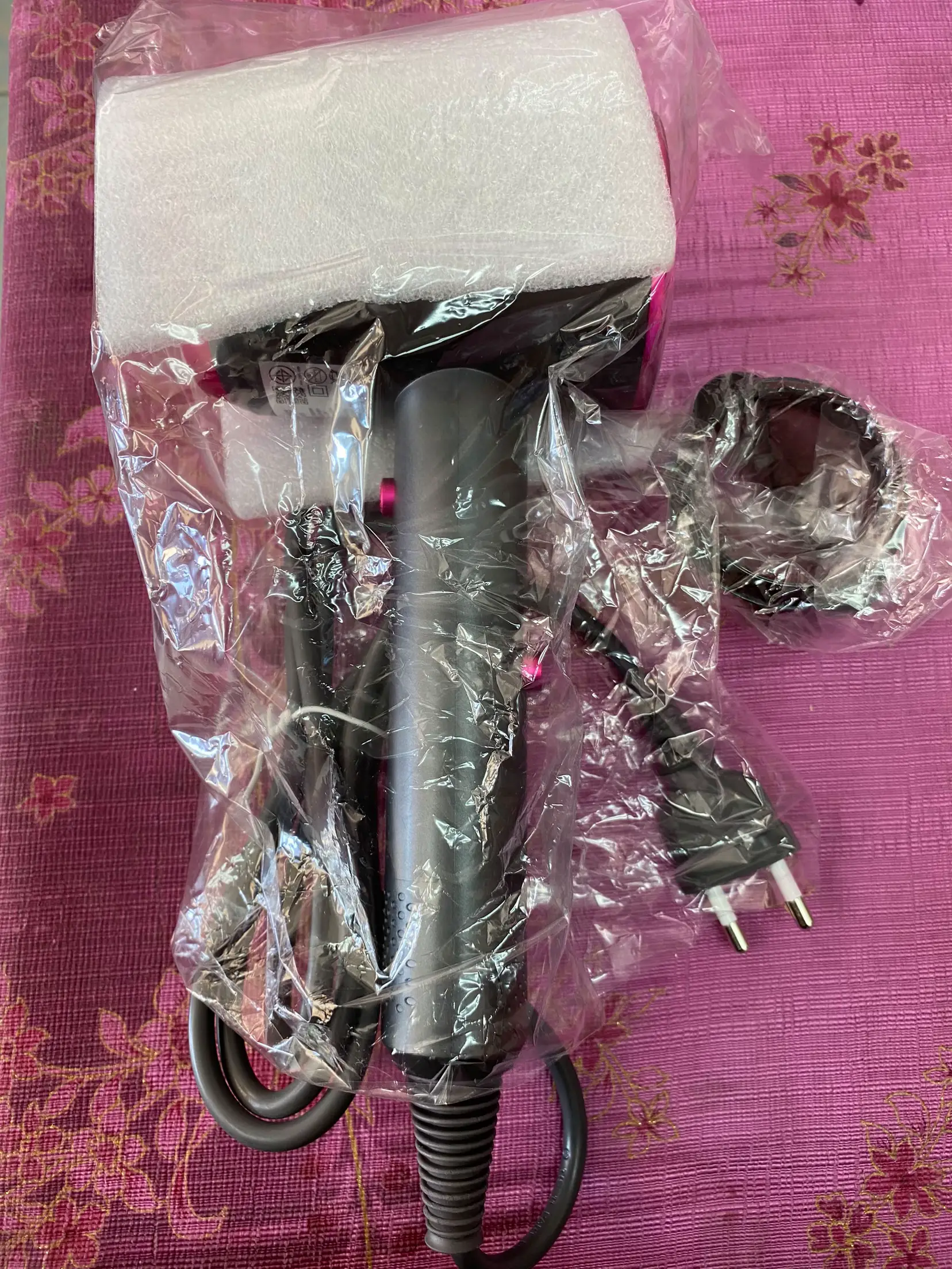 Unboxing ไดร์เป่าผมราคาหลักร้อย | แกลเลอรีที่โพสต์โดย Suda suda🌻 | Lemon8