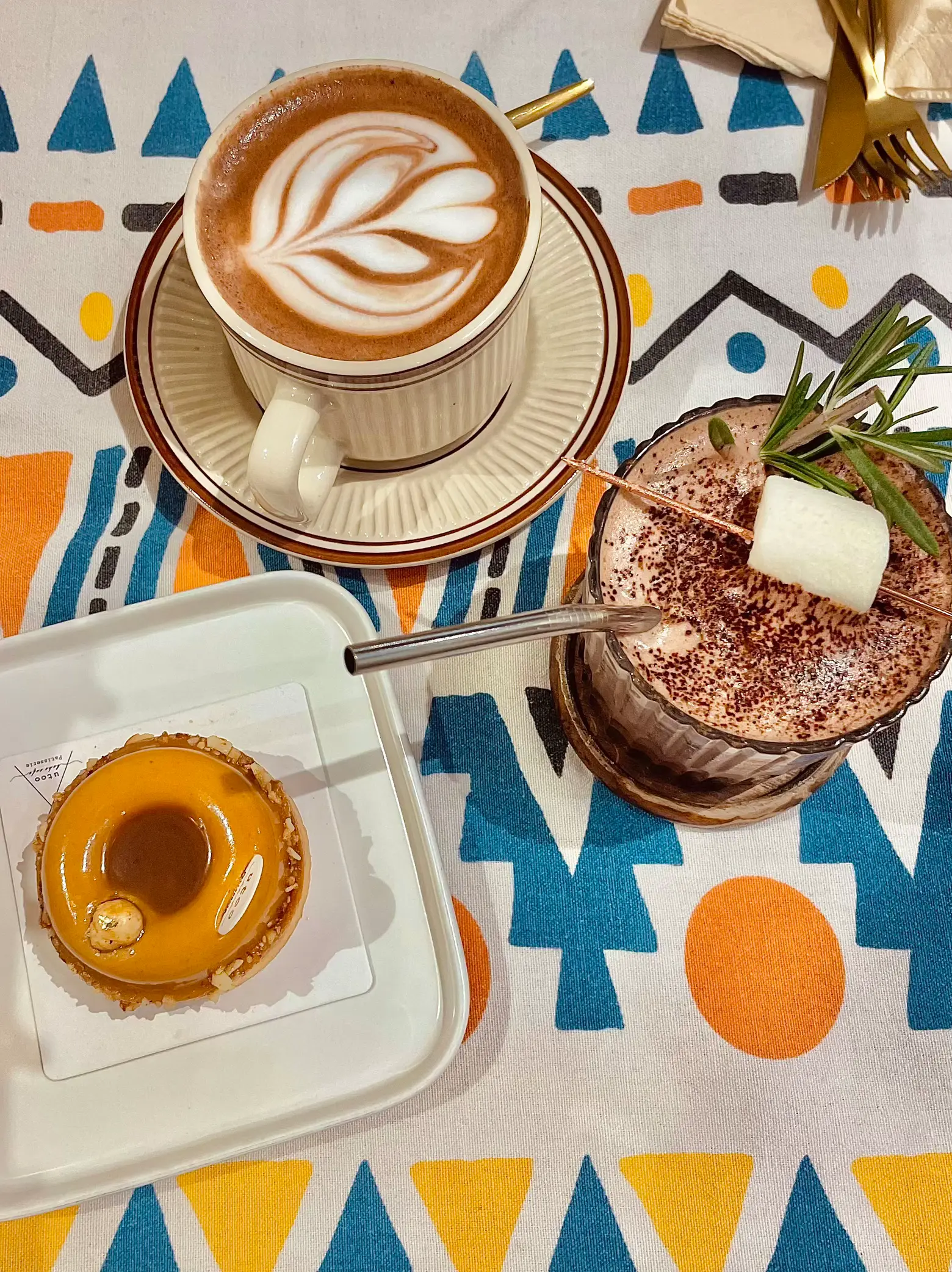 Boho theme cafe. | Galeri disiarkan oleh 𝒜𝓃𝒶𝓉𝒶𝓈𝒾𝒶 | Lemon8