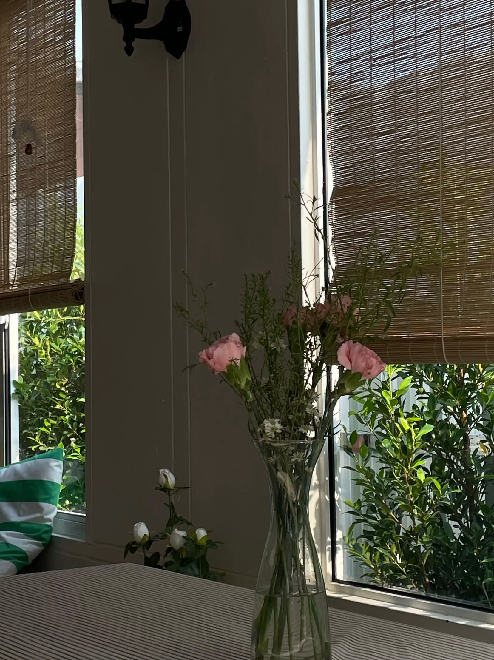 คาเฟ่เล็กๆเปิดใหม่ใจกลางเมือง Uncle.home Cafe🏡 | แกลเลอรีที่โพสต์โดย ...