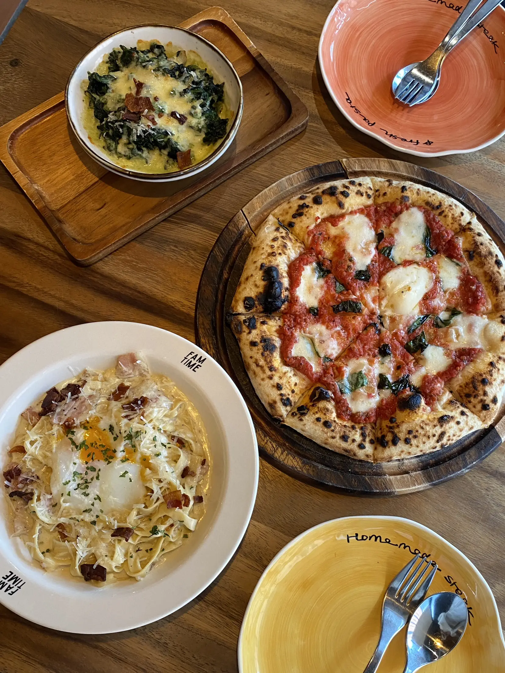 Fam Time Steak&Pasta ร้านพาสต้าเส้นสดใจกลางสยาม🍕🍝 | แกลเลอรีที่โพสต์โดย ...