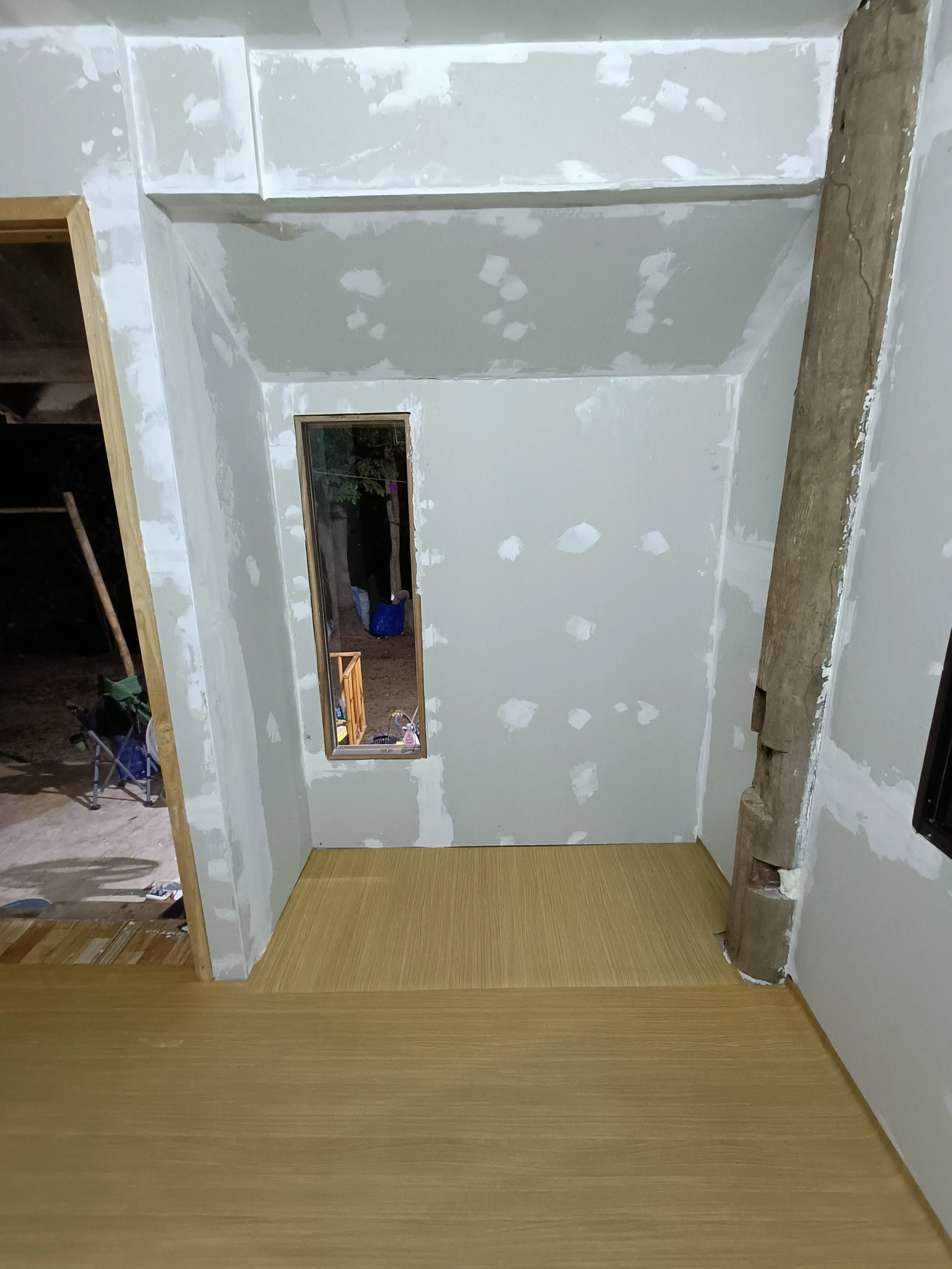 เปลี่ยนโฉมบ้านร้าง ให้น่าอยู่ 📸 🍋 | แกลเลอรีที่โพสต์โดย Wolf Carpenter | Lemon8