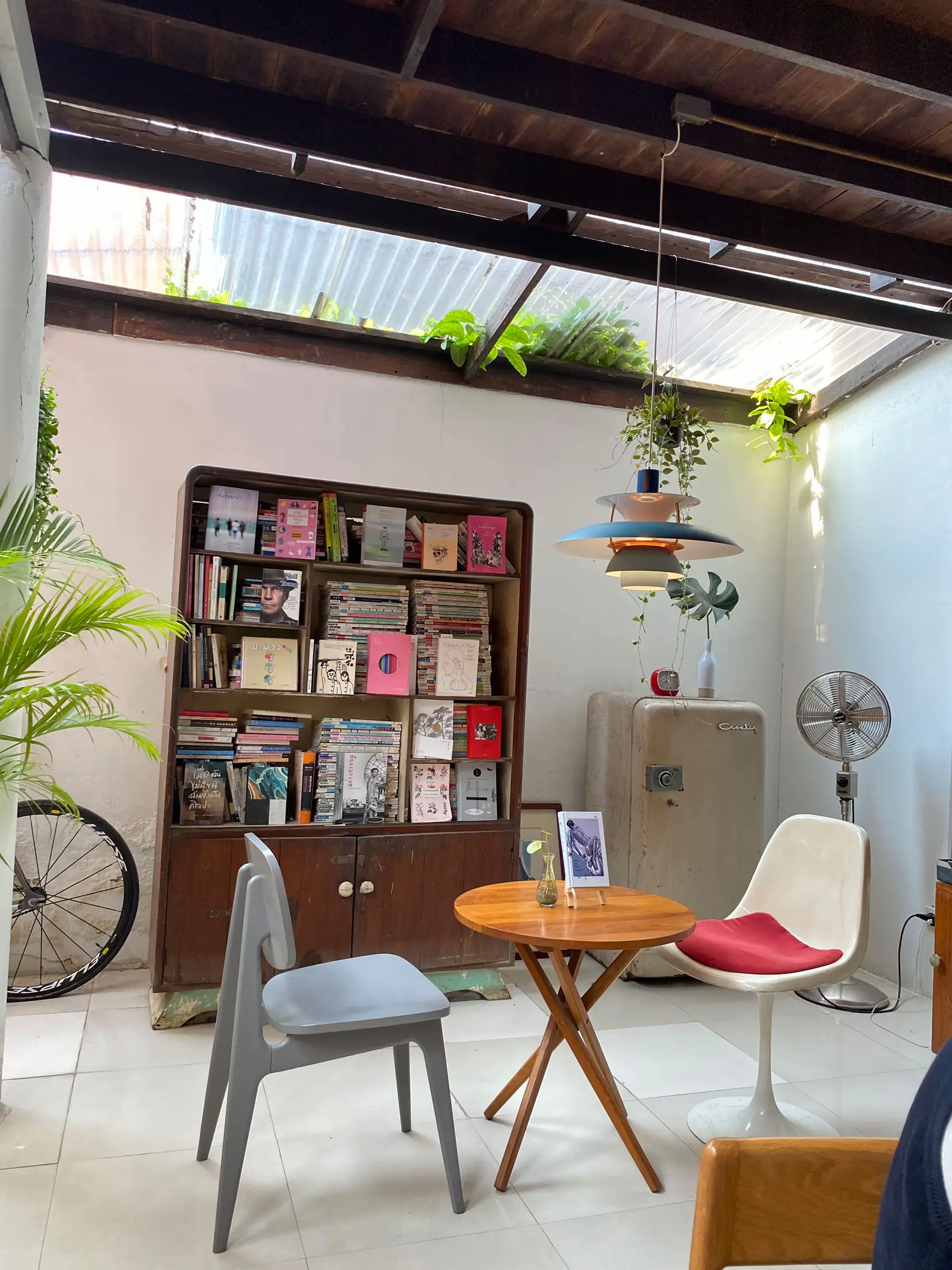 Beachboy coffee คาเฟ่โฮมมี่ ลาดพร้าว71 | แกลเลอรีที่โพสต์โดย Ploy Patcharin | Lemon8