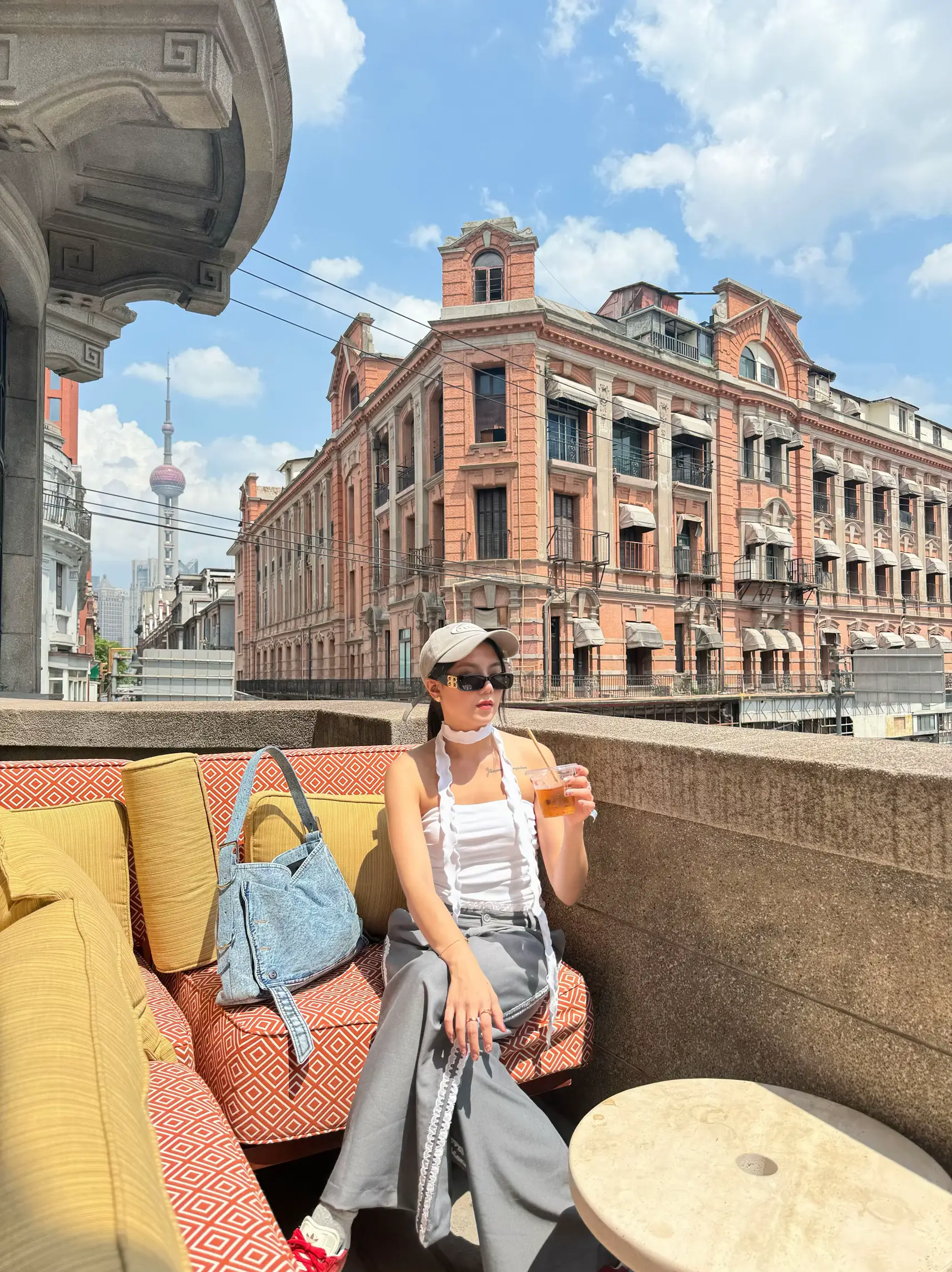 ที่ลับมุมถ่ายรูปสุดปัง😍📸: The somekh building Shanghai | แกลเลอรีที่ ...