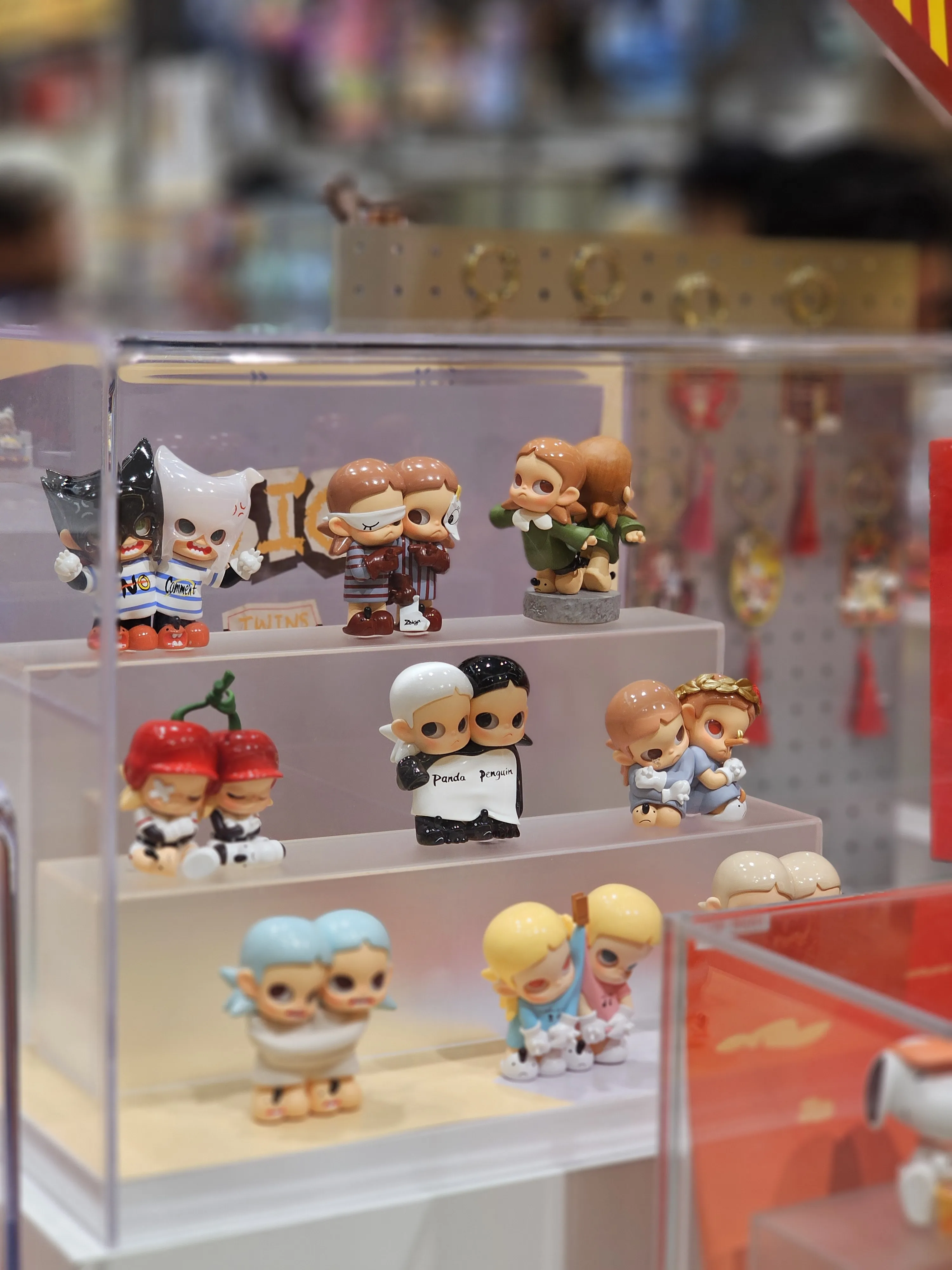 วางขายวันแรก LABUBU MACARON ที่ POPMART THAILAND | แกลเลอรีที่โพสต์โดย ...