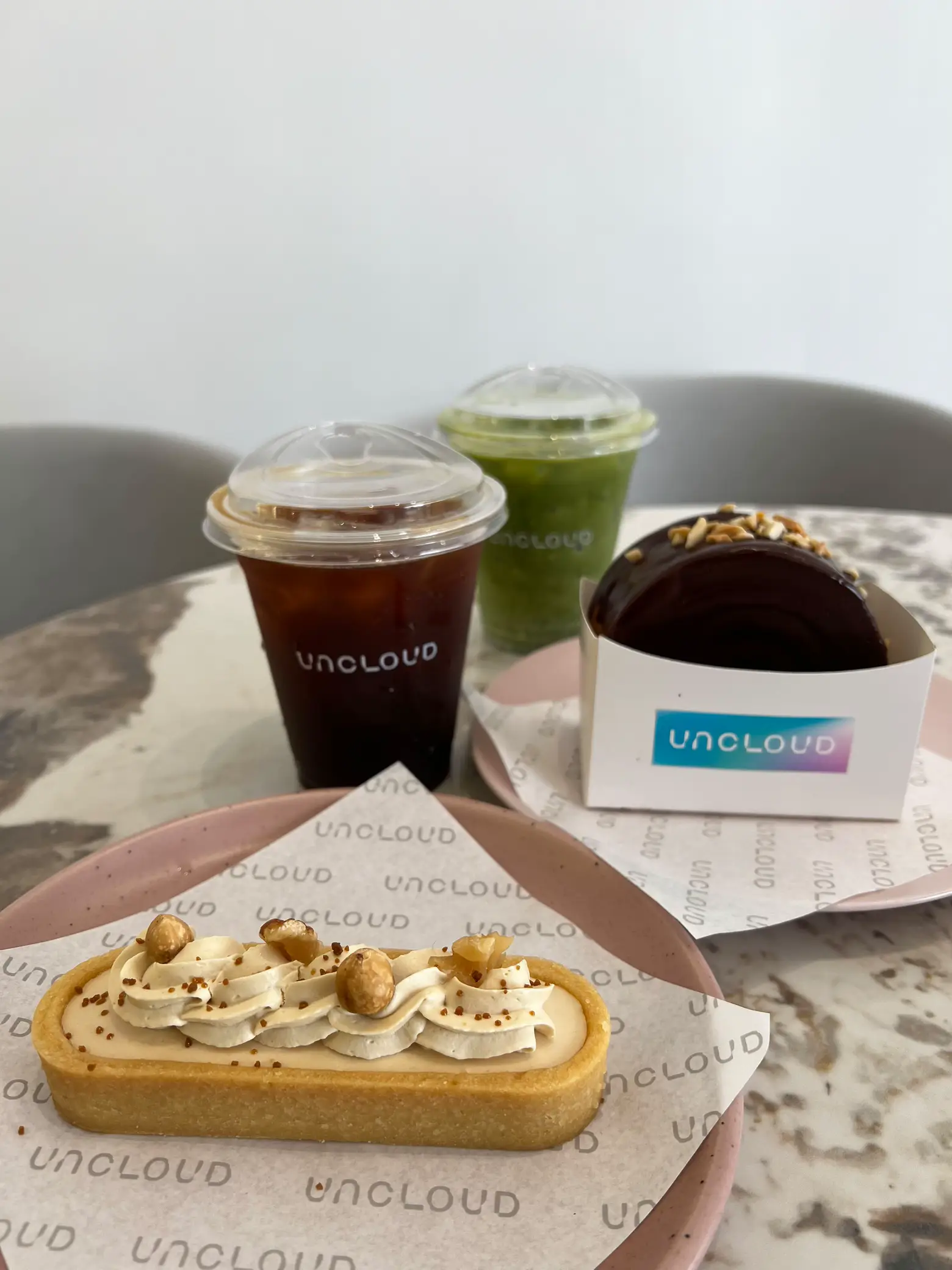 Uncloud coffee คาเฟ่เปิดใหม่ย่านบางแสน | แกลเลอรีที่โพสต์โดย เฟรินชอบกินหวาน | Lemon8