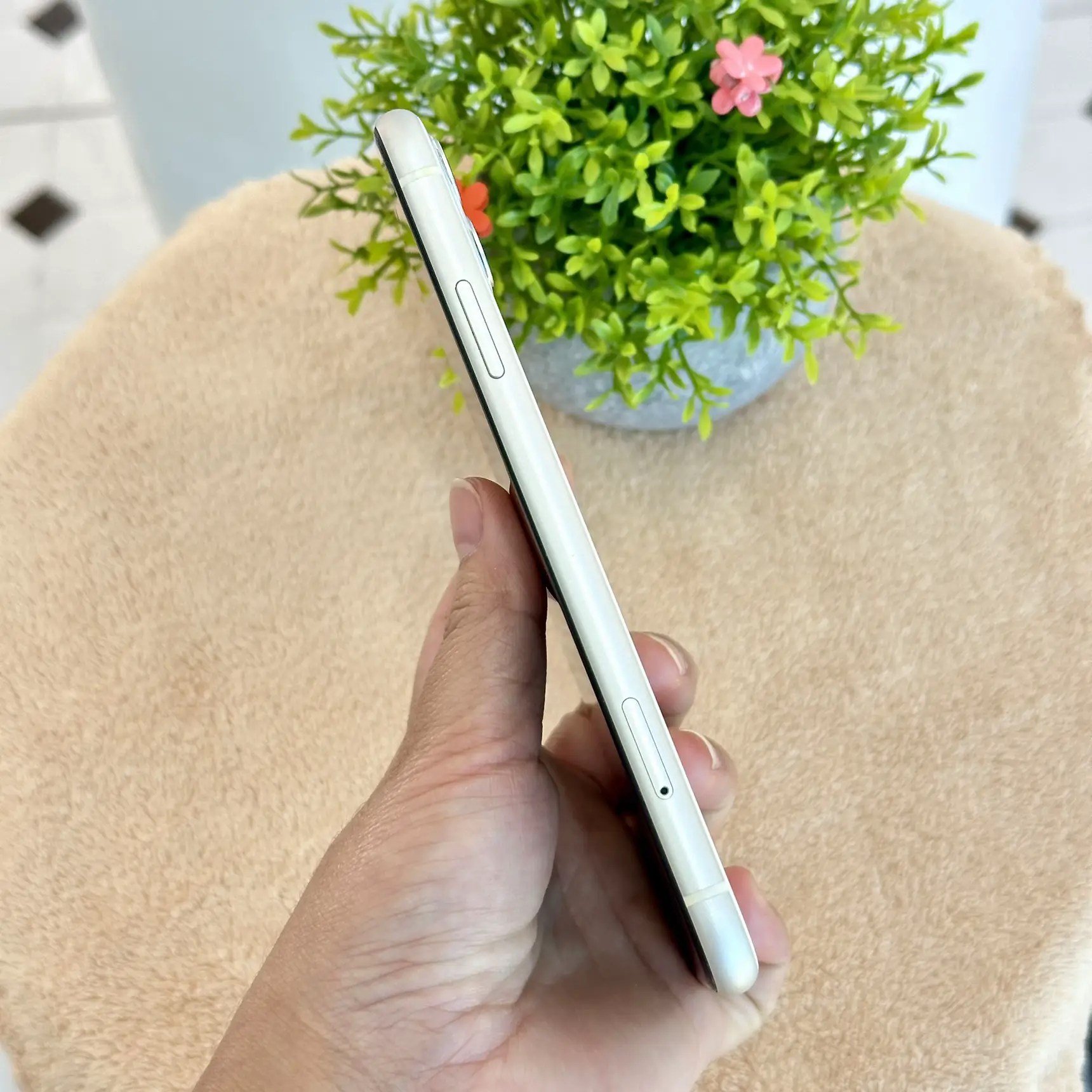 iPhone11-128.gb มือ.2 ราคา...10900 บาท | แกลเลอรีที่โพสต์โดย แต้งกิ้วโมบาย สามแยกต้นยางใหญ่ | Lemon8