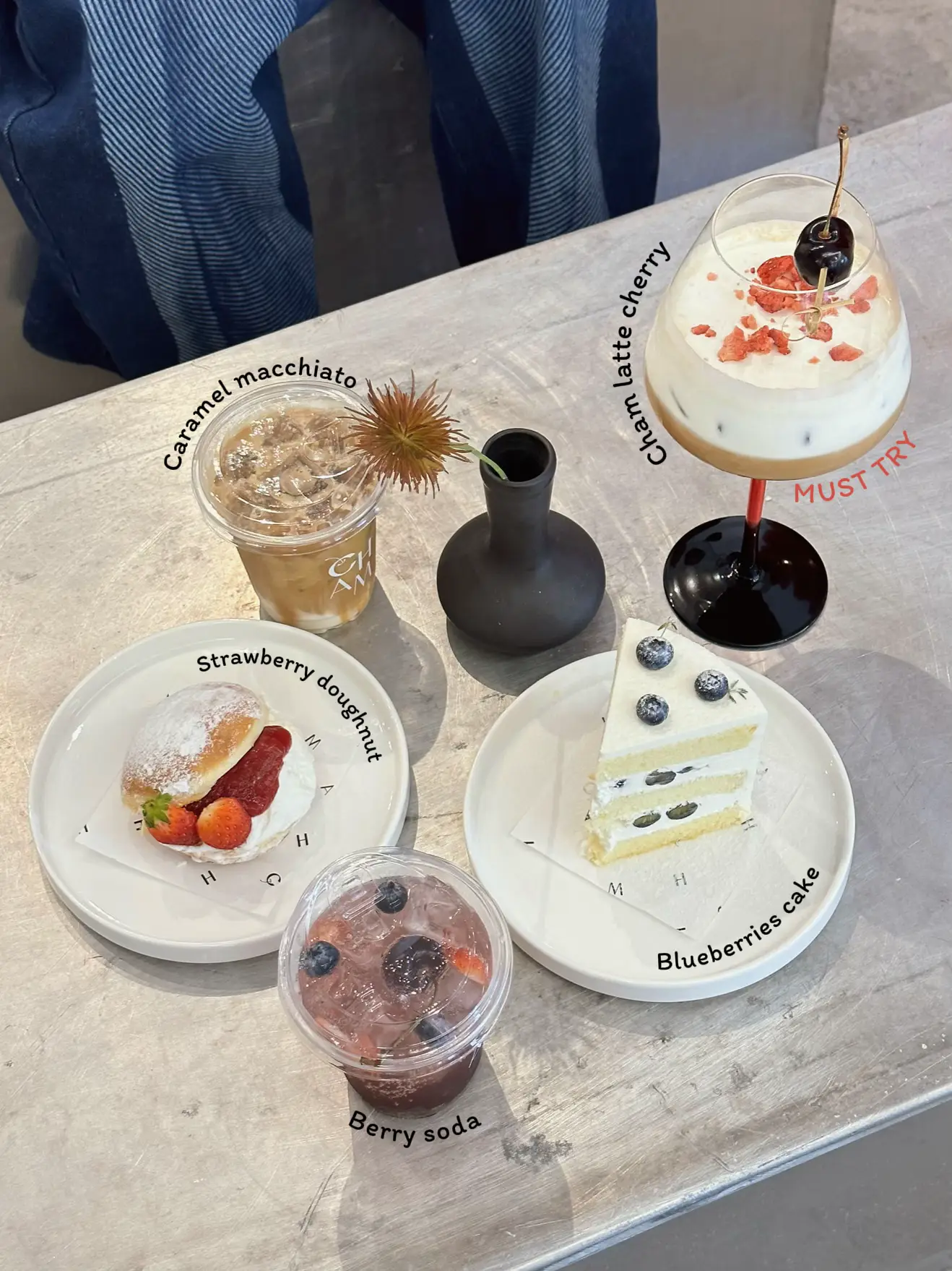 CHAM THING | Cafe Pinklao | แกลเลอรีที่โพสต์โดย JB | Lemon8