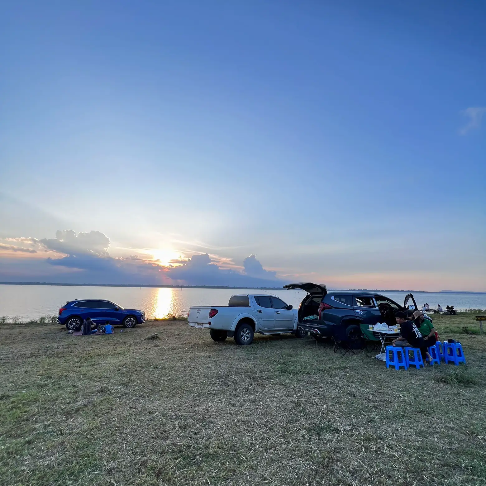 เขื่อนอุบลรัตน์🌅 ลานนับดาว🌌 | แกลเลอรีที่โพสต์โดย Pran | Lemon8