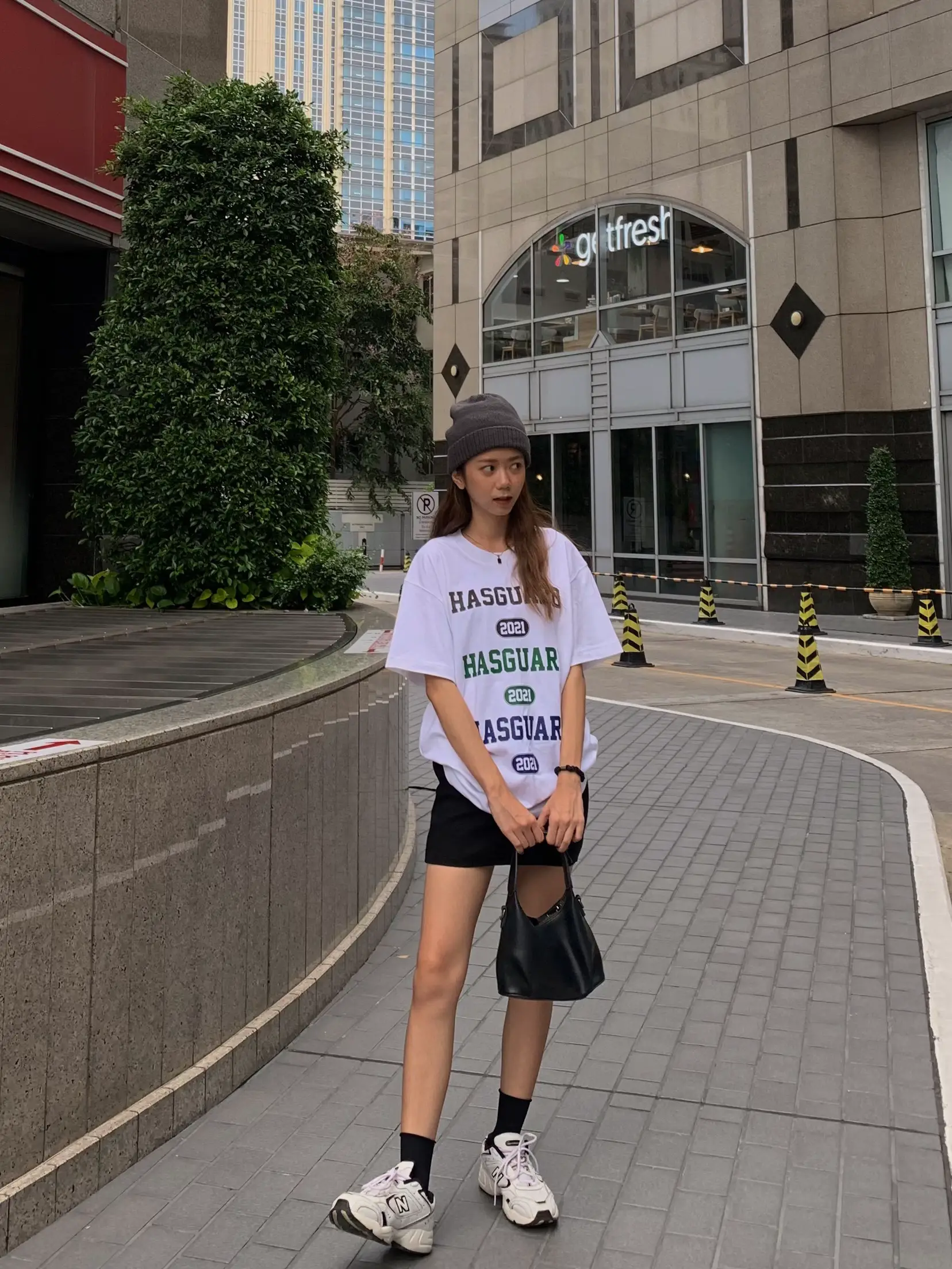OOTD | street girl is calling me🖇️ ️‍🔥 | แกลเลอรีที่โพสต์โดย jry | Lemon8