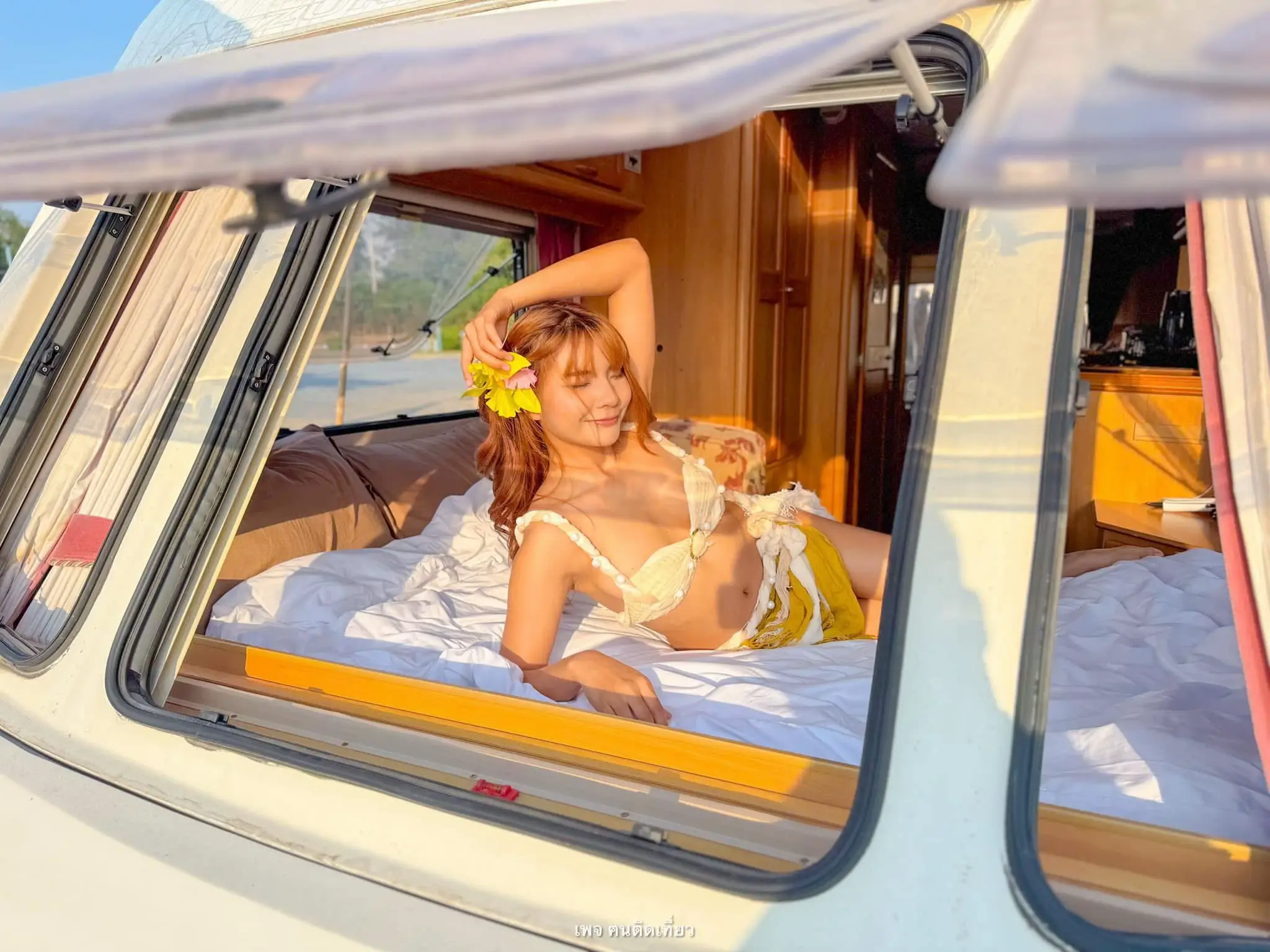 White House Beach Camping Caravans | แกลเลอรีที่โพสต์โดย ฅน ติด เที่ยว | Lemon8