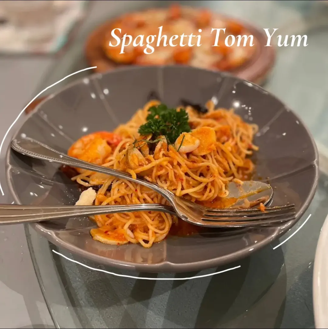 ร้านคาเฟ่ที่ควรมา บรรยากาศ ดี อาหารอร่อย 🥗🥰 | แกลเลอรีที่โพสต์โดย wth_minddmint | Lemon8